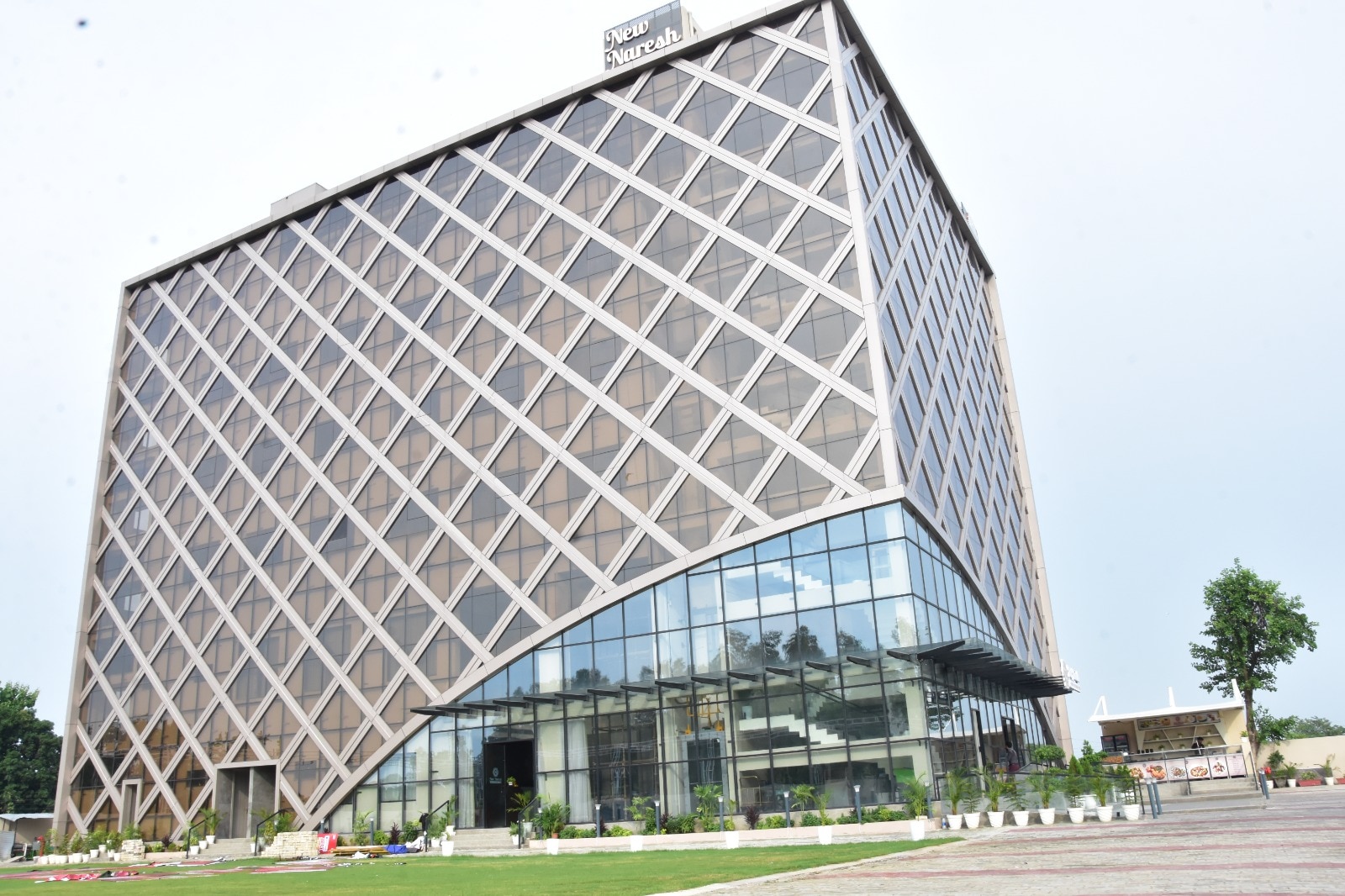 New Naresh Hotel Raibareilly - Reviews, Photos & Offer