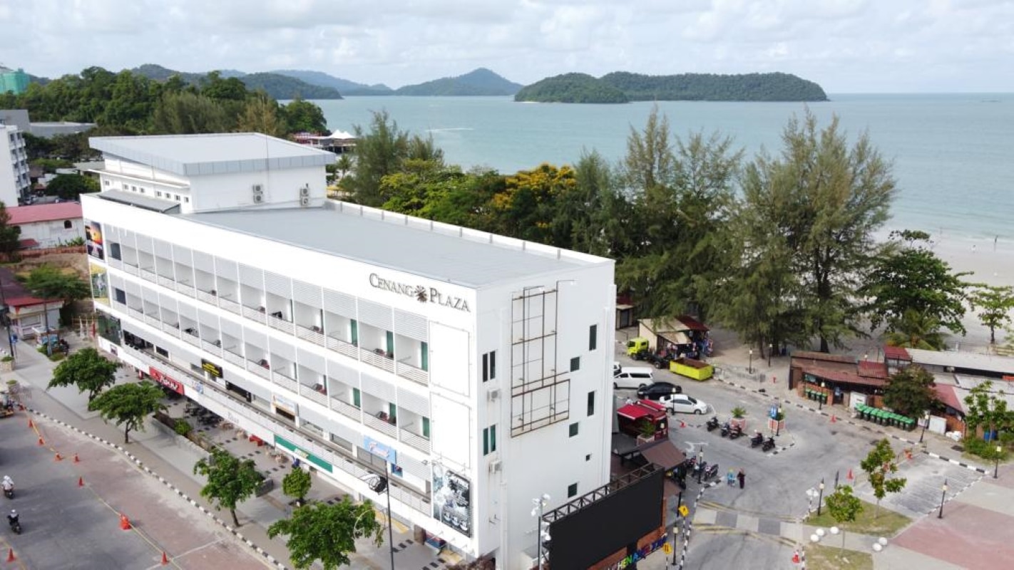 Cenang Plaza Beach Hotel Langkawi - Reviews, Photos & Offer