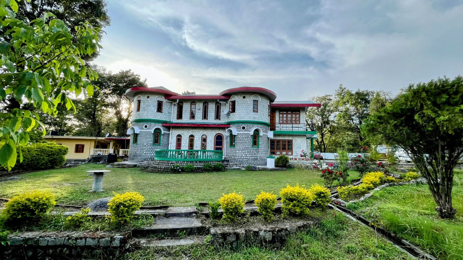the Kutumb- Where the Himalayas come alive BnB Palampur - Reviews ...