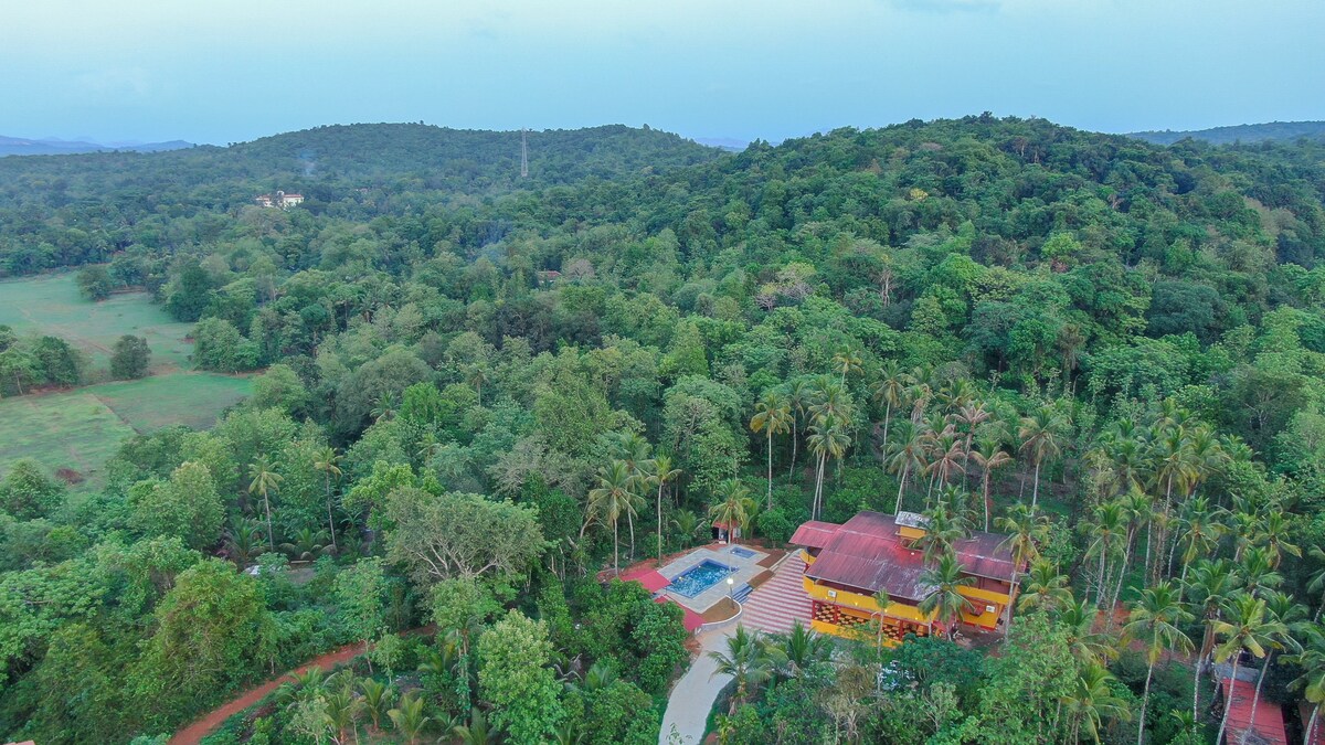Tome's Hideaway Villa Goa - Reviews, Photos & Offer
