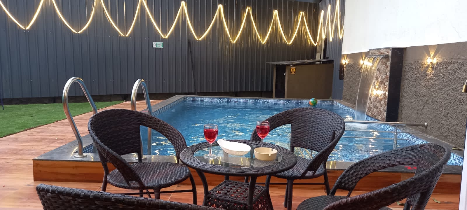 TREE HOUSE 𝗕𝗢𝗢𝗞 Lonavala Villa