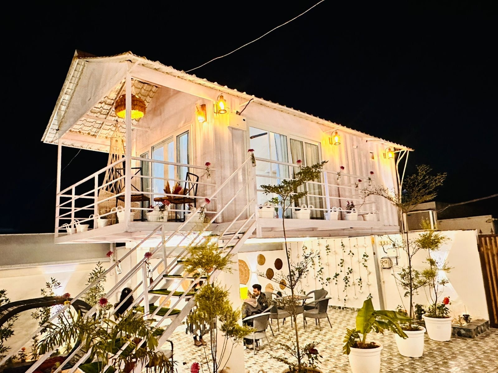 Friends Villa 𝗕𝗢𝗢𝗞 Manesar Villa