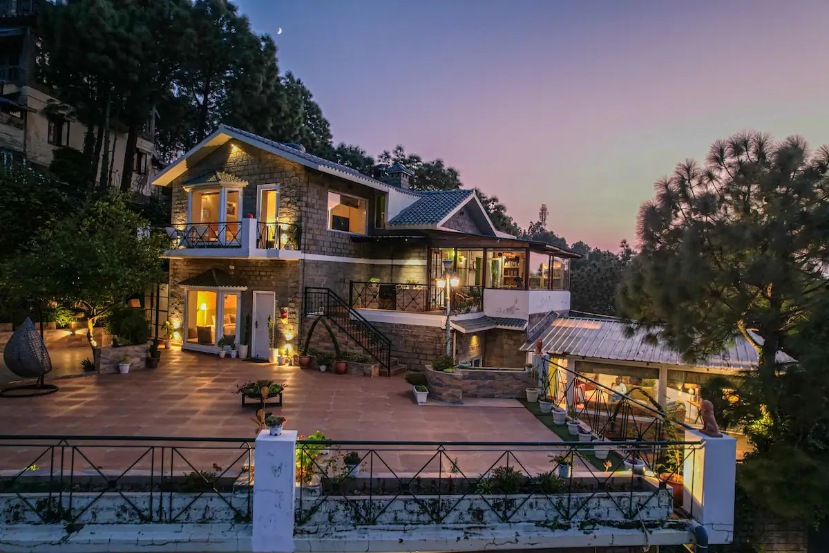 Solara Luxury 4 BHK Villa Kasauli - Reviews, Photos & Offer
