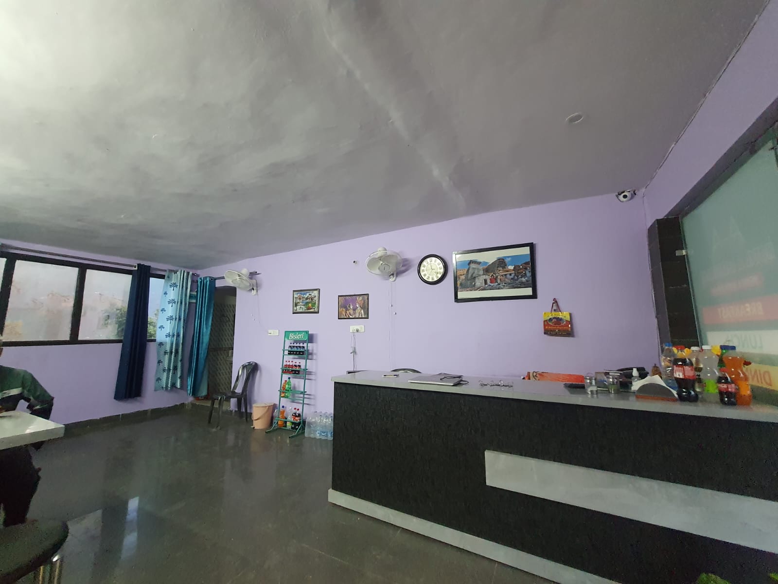 AAA Hotel and Restaurant 𝗕𝗢𝗢𝗞 Guptkashi Hotel