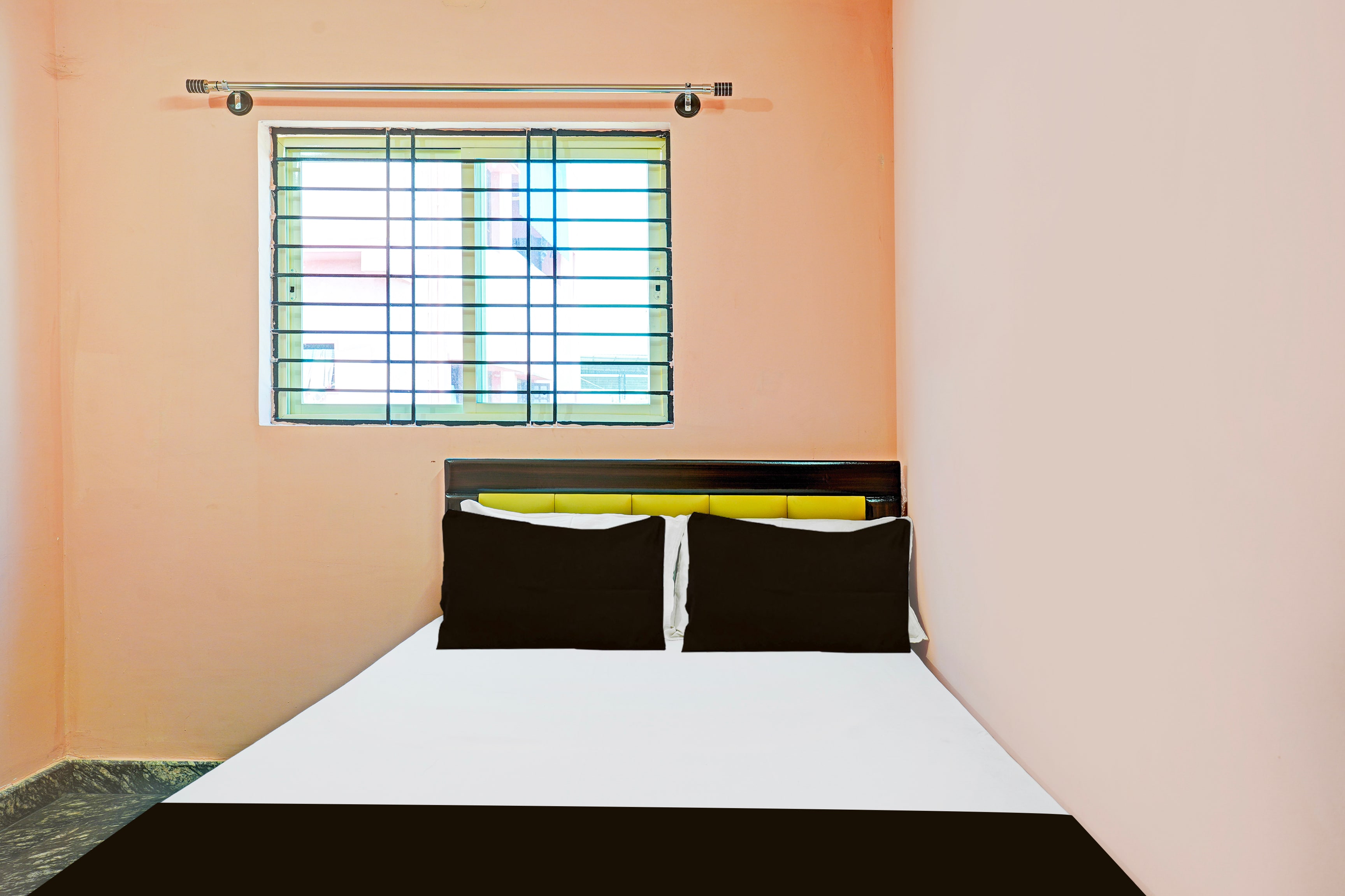 SPOT ON Sri Sai Lodging AND Boarding 𝗕𝗢𝗢𝗞 Mandya Hotel