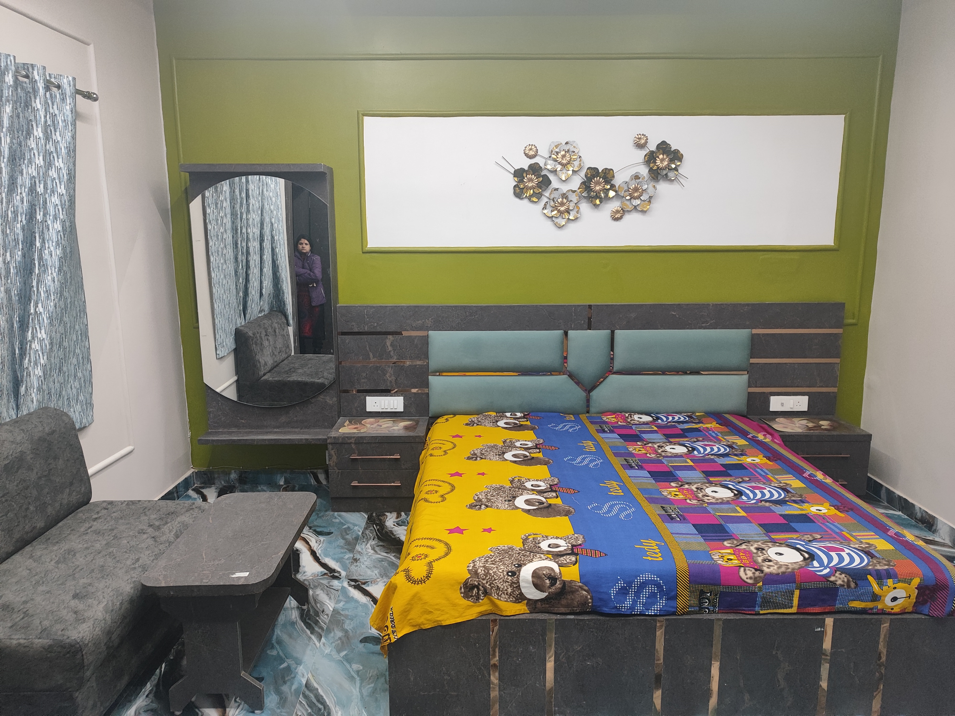 Modanwal Mansion Homestay Ayodhya - Reviews, Photos & Offer