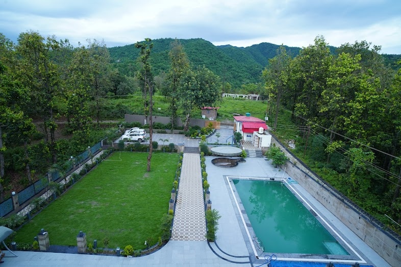 The Green Icon Resort 𝗕𝗢𝗢𝗞 Dehradun Resort