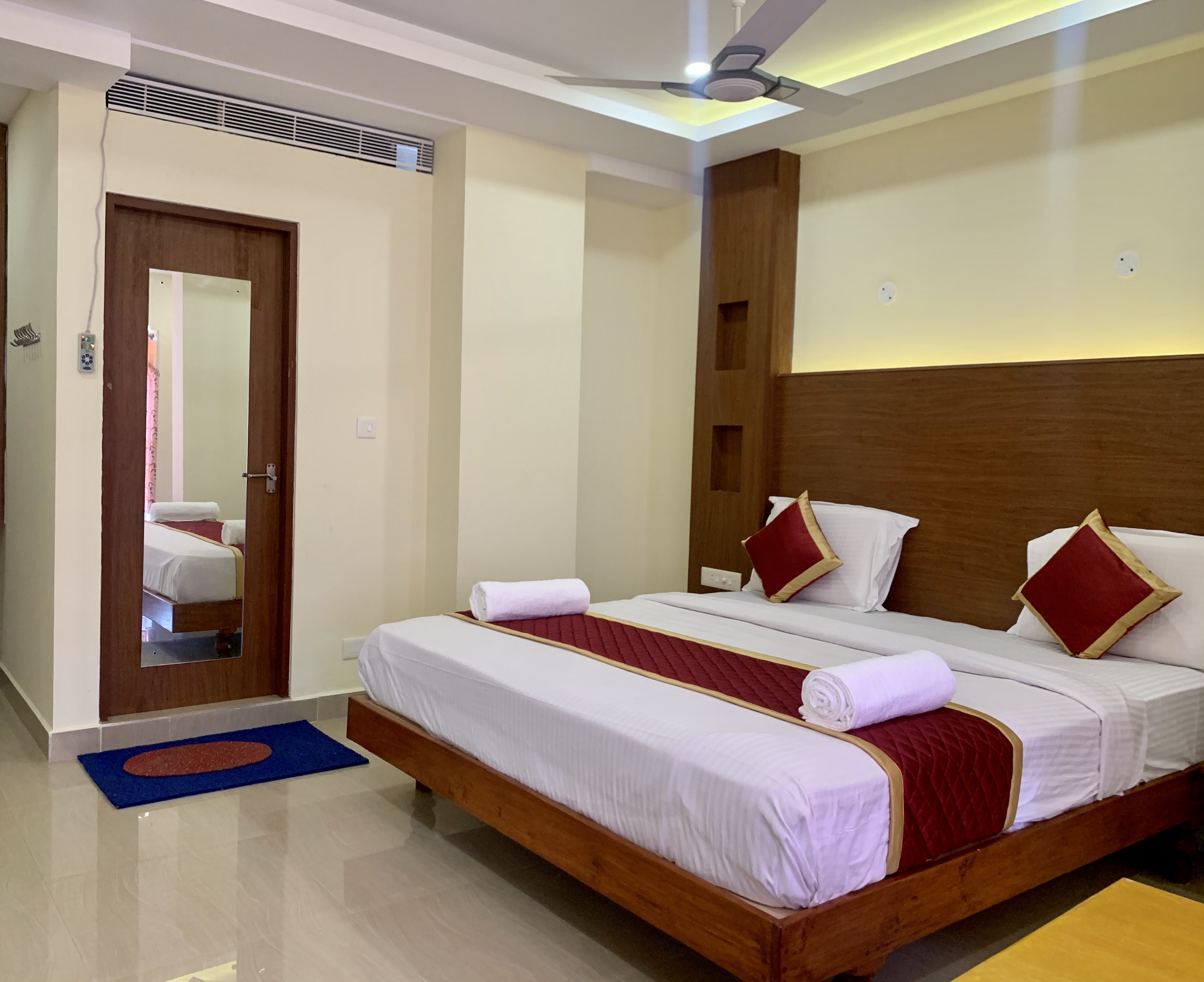 Meridian Castle 𝗕𝗢𝗢𝗞 Pondicherry Hotel