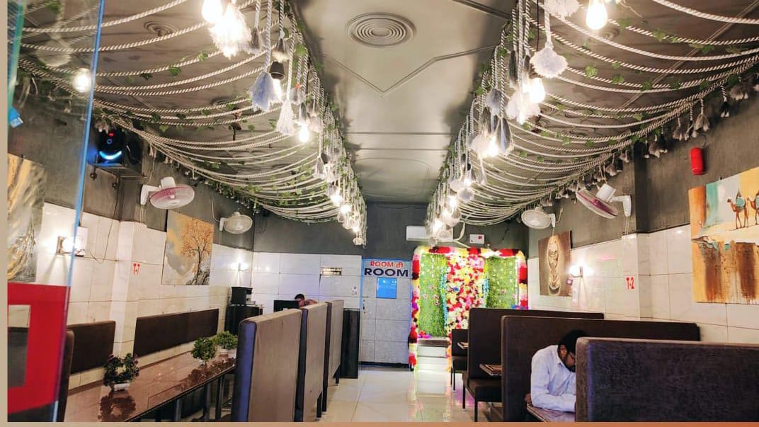 Chobisi Hotel, Meham 𝗕𝗢𝗢𝗞 Maham Hotel