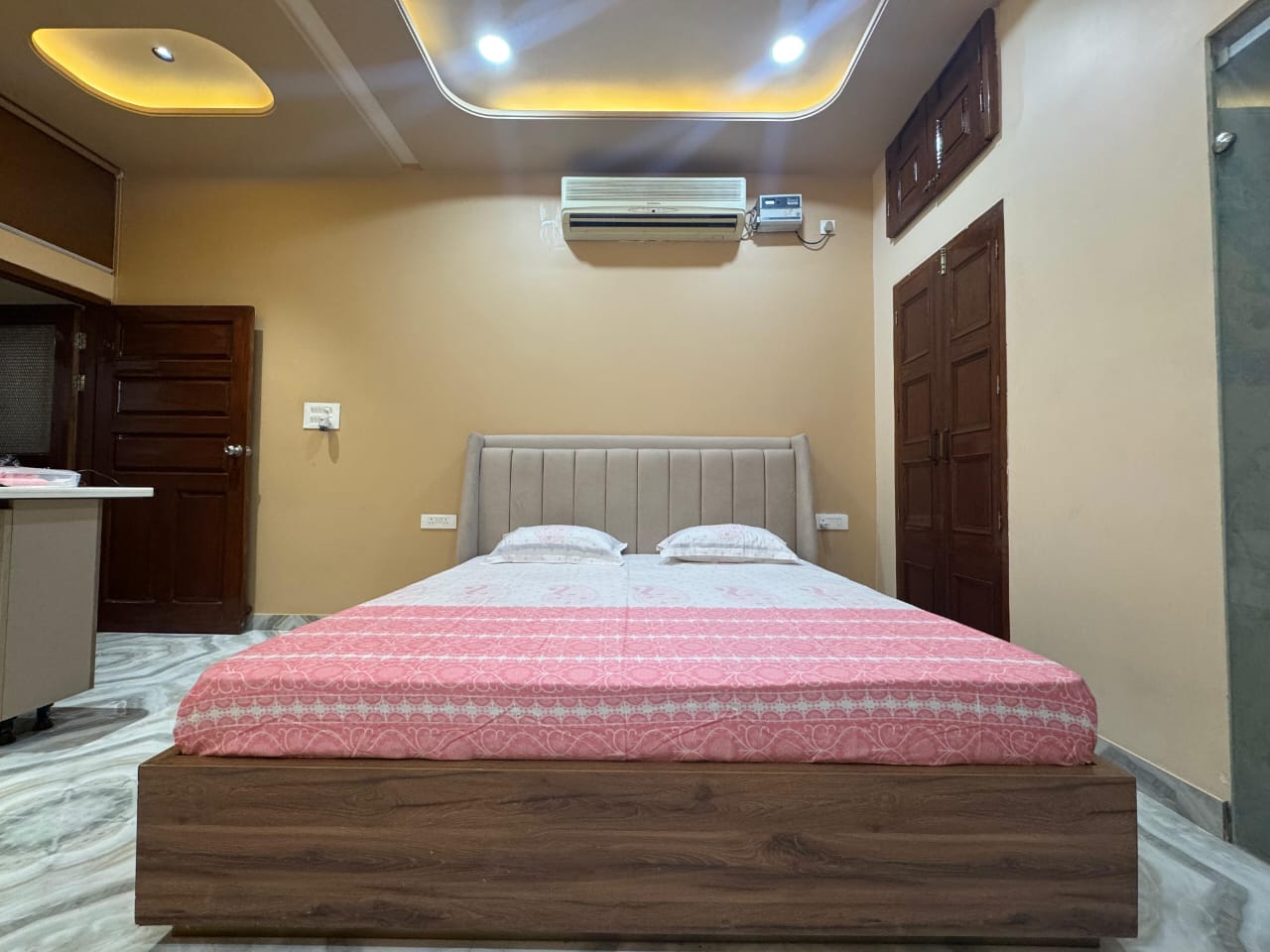 Manu Home Stay Homestay Vrindavan - Reviews, Photos & Offer