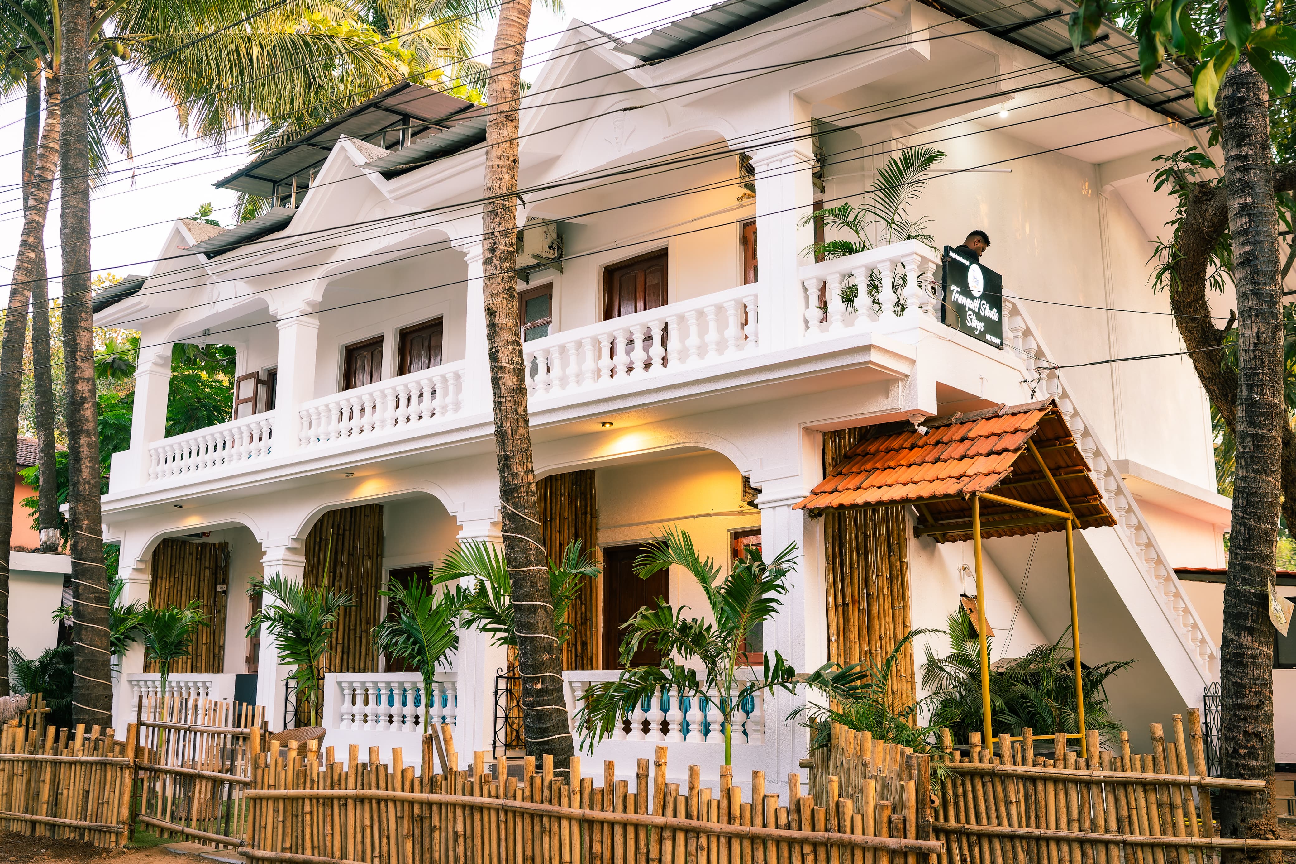 Tranquill Studio Stays With Hottub Arpora 𝗕𝗢𝗢𝗞 Goa Apartment