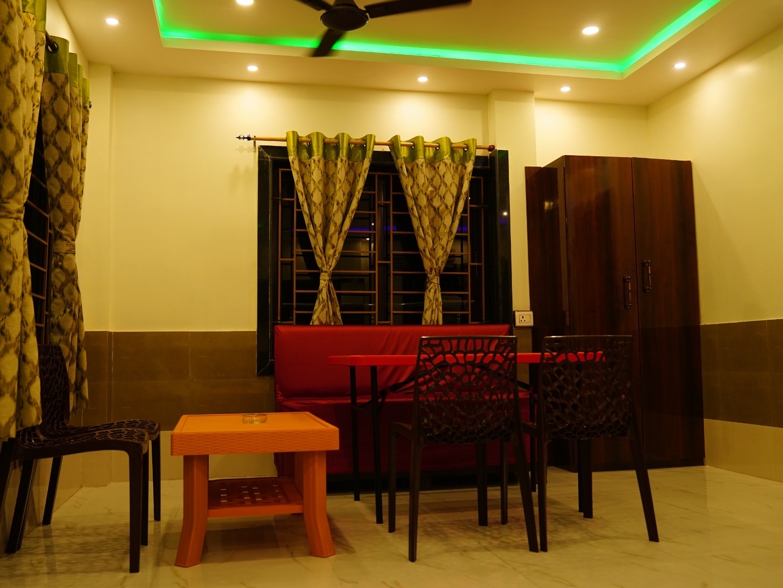 ASPIRING RESORTS 𝗕𝗢𝗢𝗞 Diamond Harbour Resort