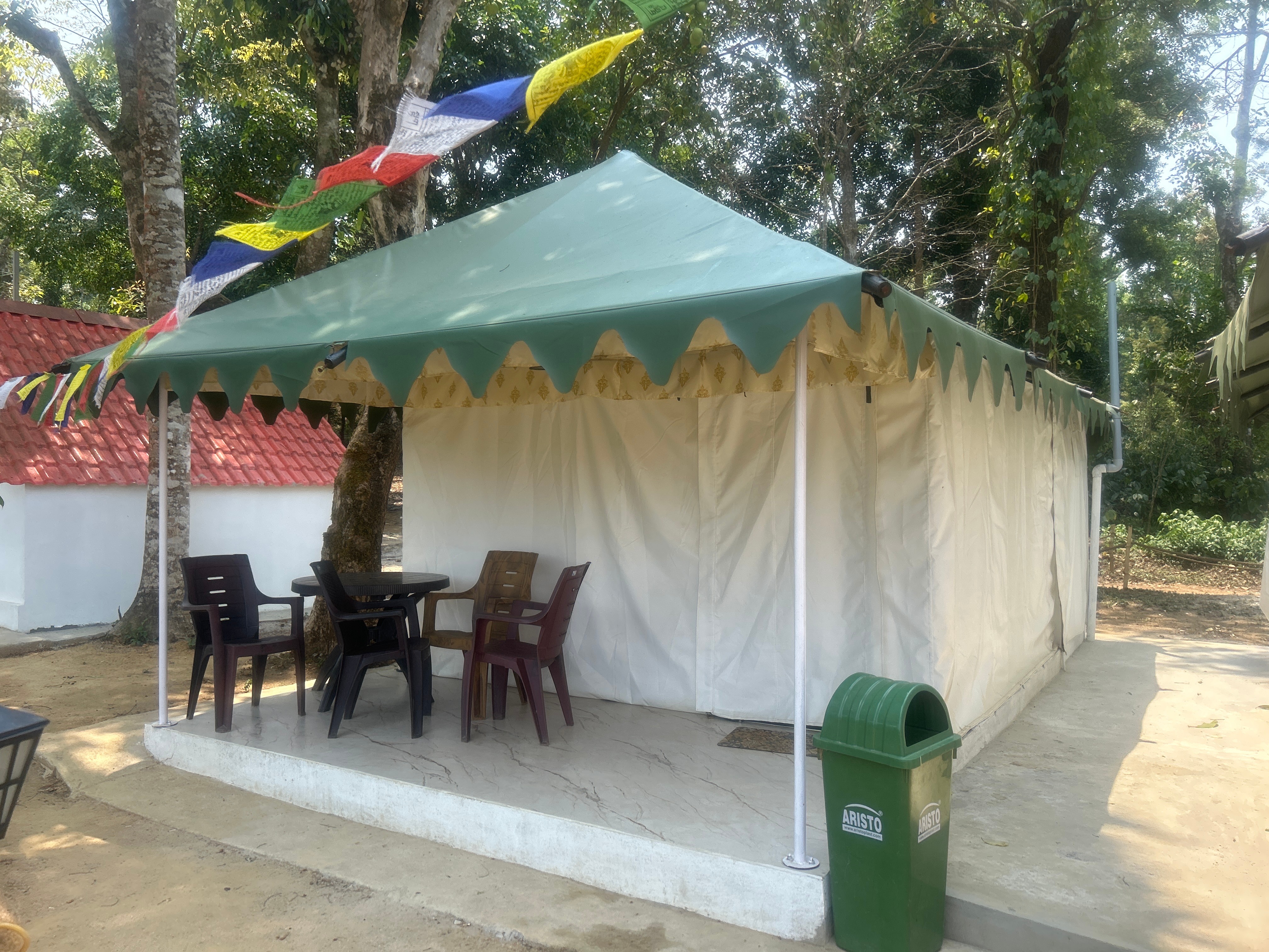 Tausco Swiss Cottage Tent Mountain View 𝗕𝗢𝗢𝗞 Coorg Camp