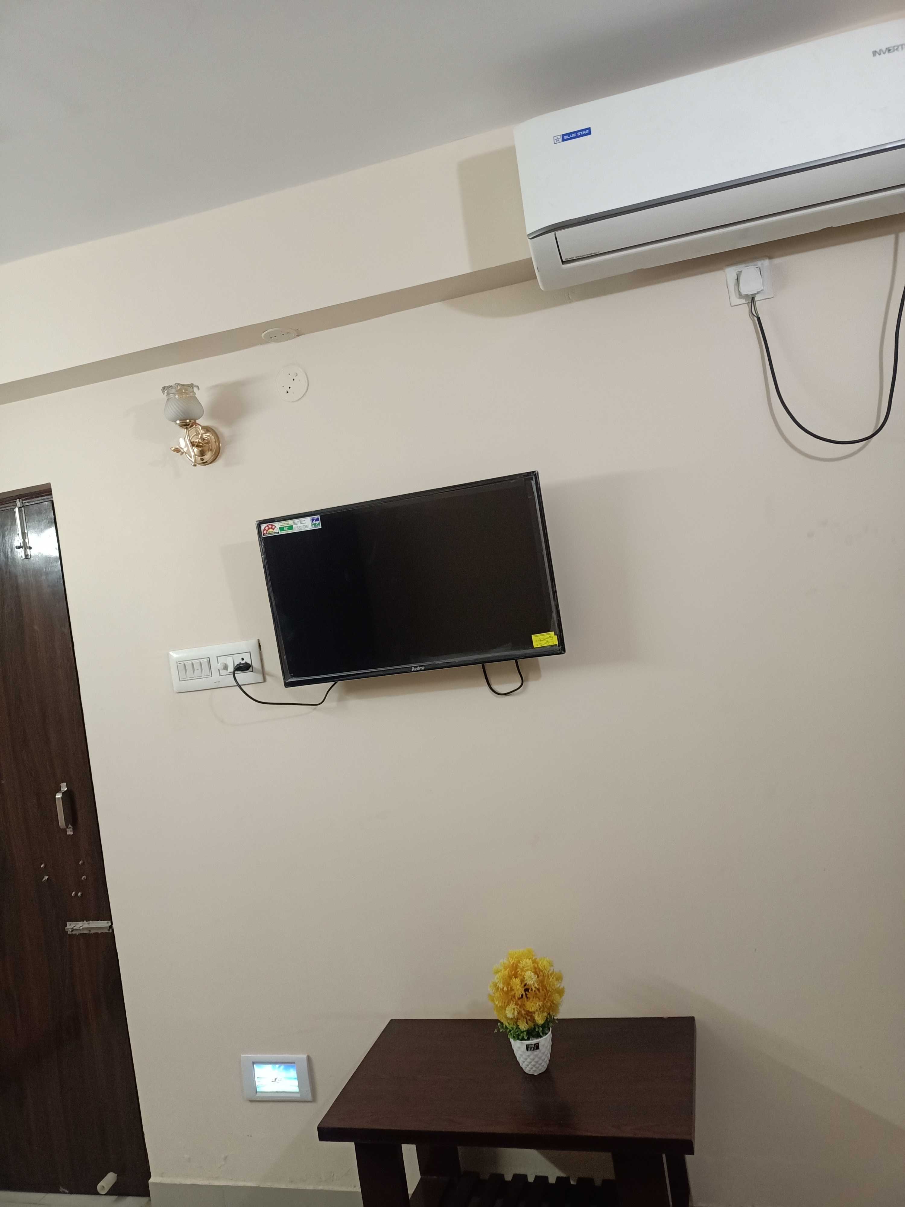 Hotel O 19 DEGREE Govindpur Road Dhanbad - Reviews, Photos & Offer
