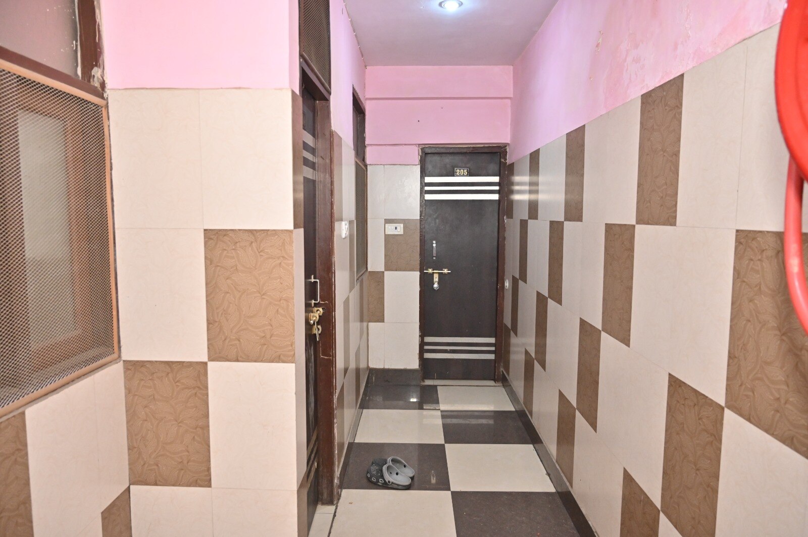 Hotel Royal Deep Lucknow 𝗕𝗢𝗢𝗞 Lucknow Apartment