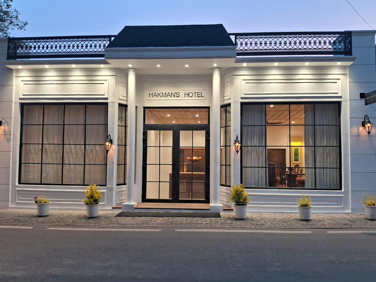 Hakmans Hotel | A Heritage property on Mall Road | Free Onsite Car ...