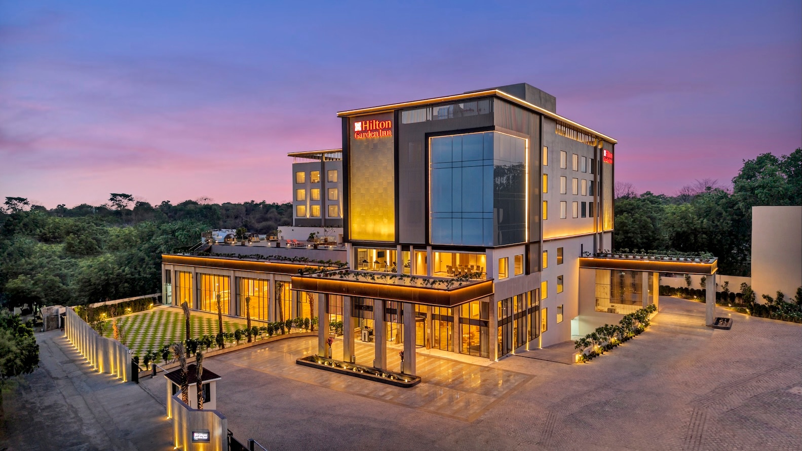 Hilton Garden Inn Jabalpur 𝗕𝗢𝗢𝗞 Jabalpur Hotel
