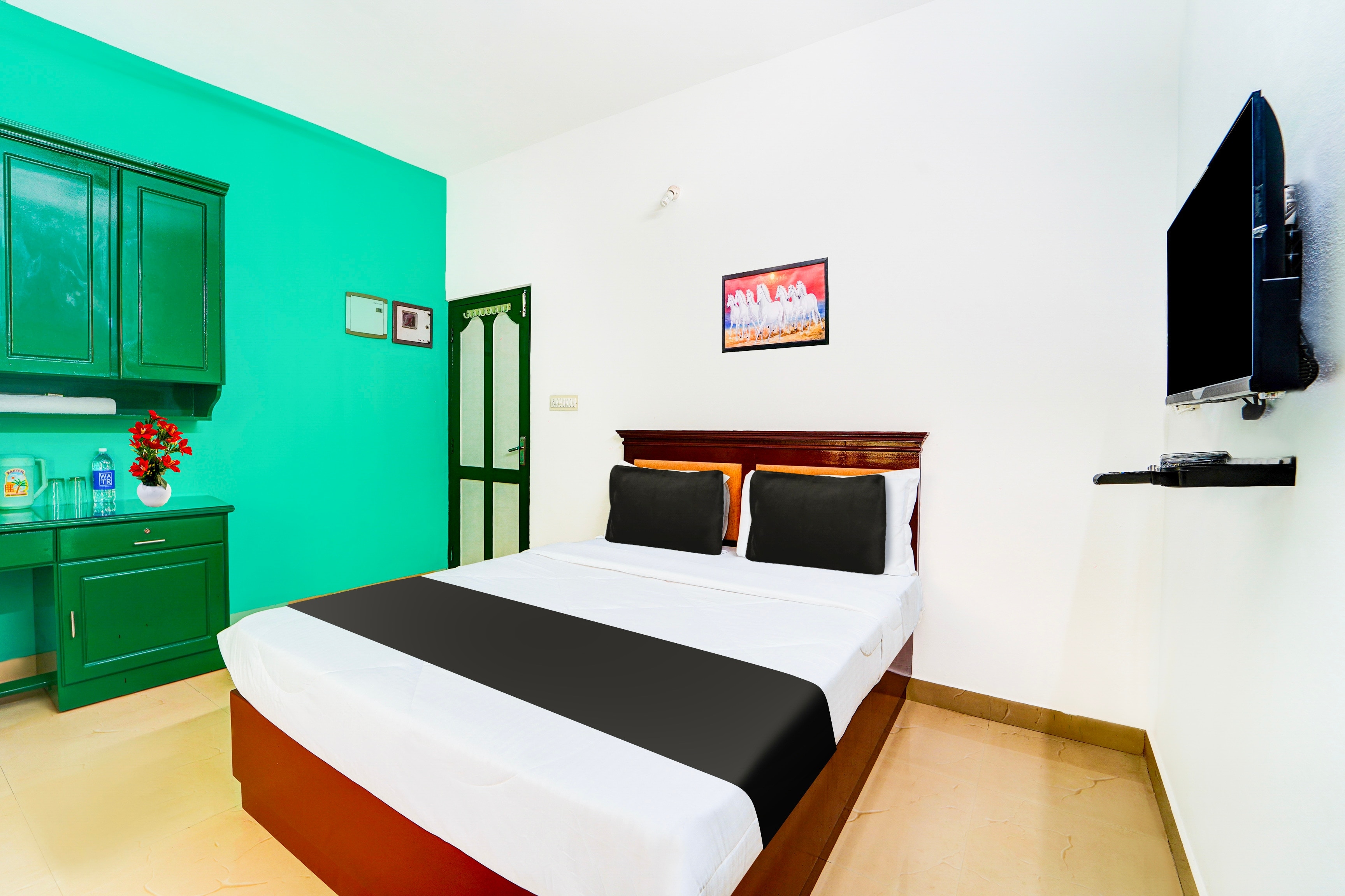 Super Hotel O Vennala Near Palarivattom Cochin - Reviews, Photos & Offer