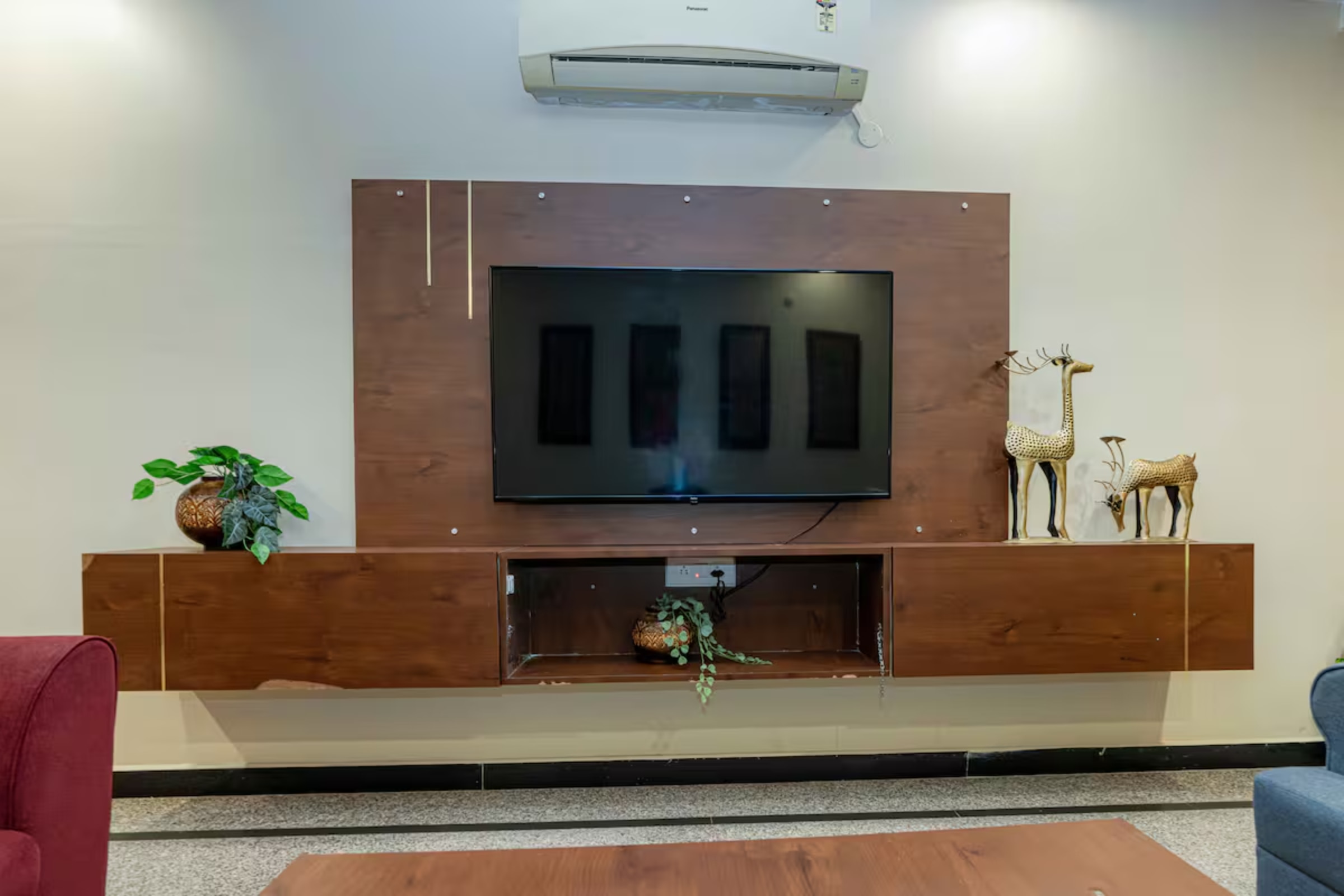 Rooms of Cresent Service Apartments - 3bhk Gachibowli - Hyderabad Hotel ...
