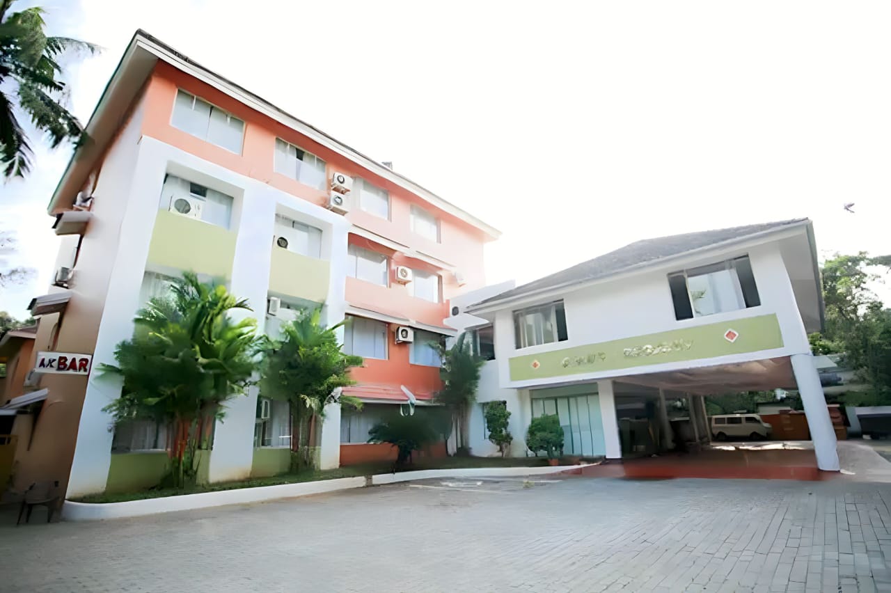 Chand V Regency 𝗕𝗢𝗢𝗞 Kodungallur ${hd_property_type_token}