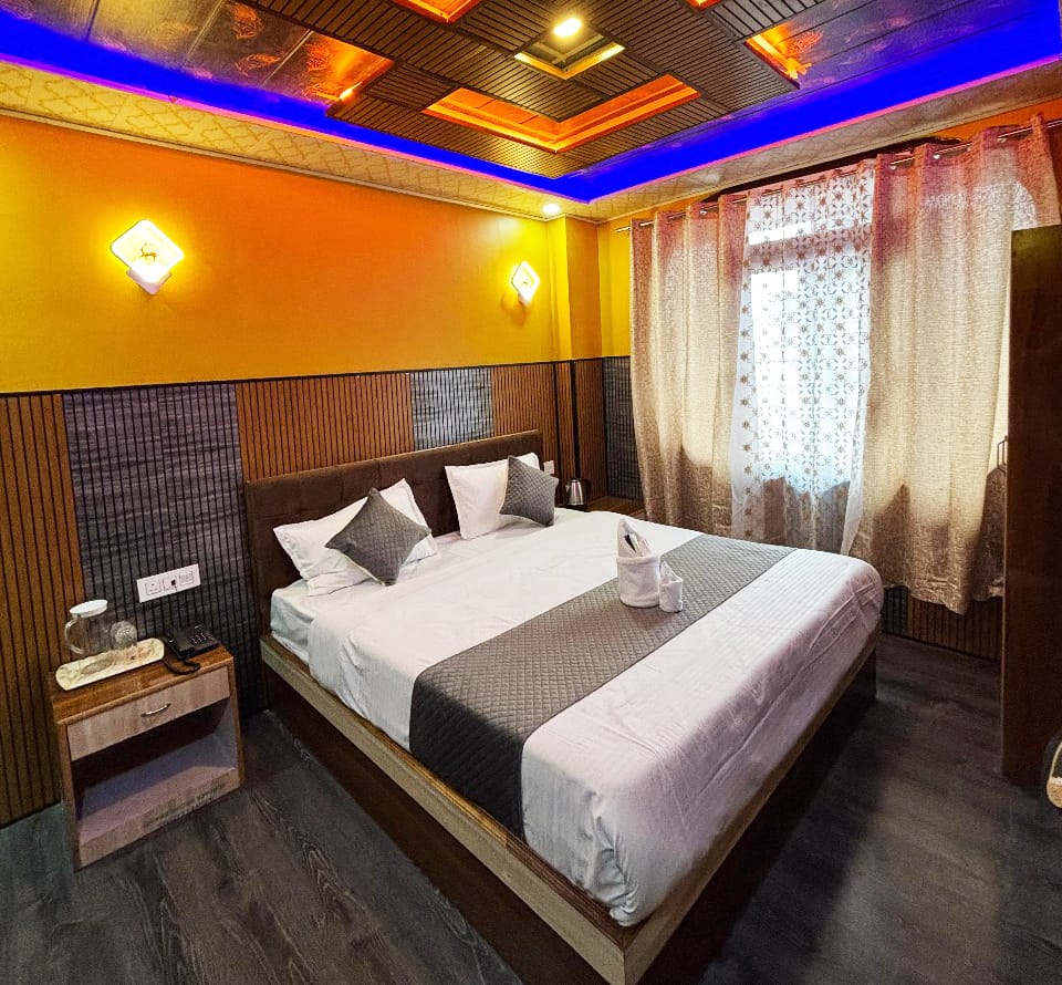 The Himalayan Paradise 𝗕𝗢𝗢𝗞 Darjeeling Hotel