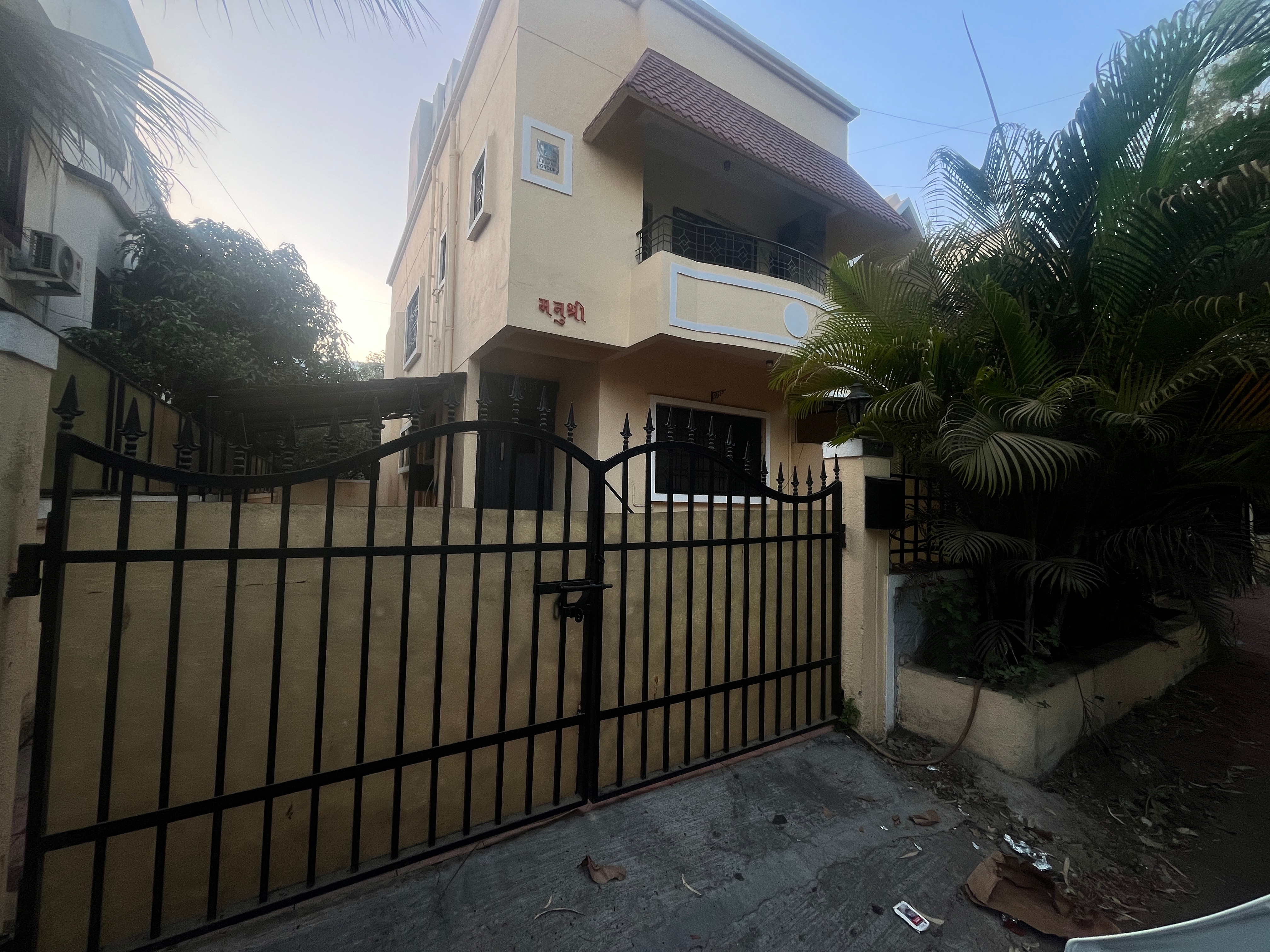 The ten 𝗕𝗢𝗢𝗞 Pune Homestay