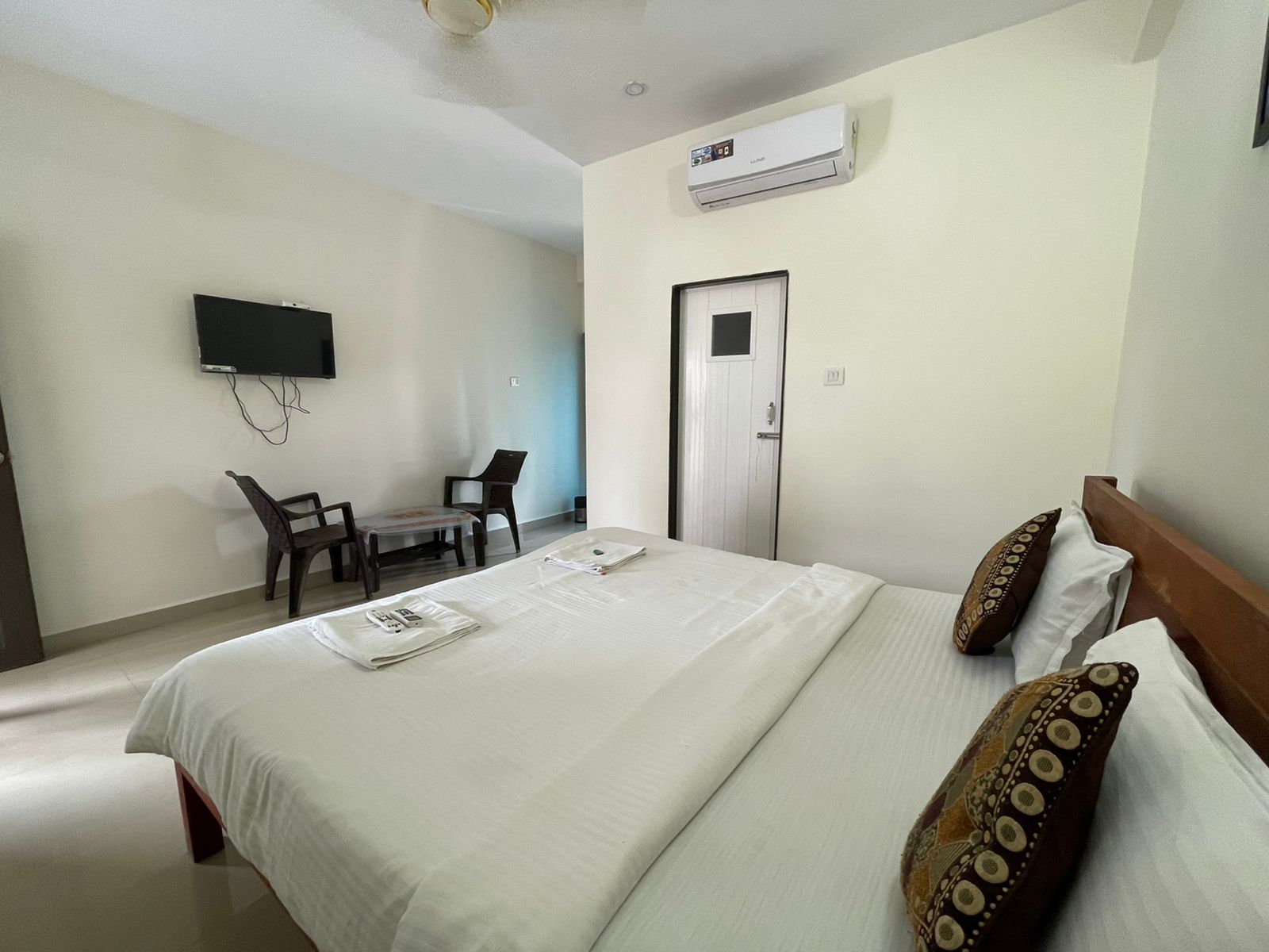 The Baga Inn 𝗕𝗢𝗢𝗞 Goa Homestay