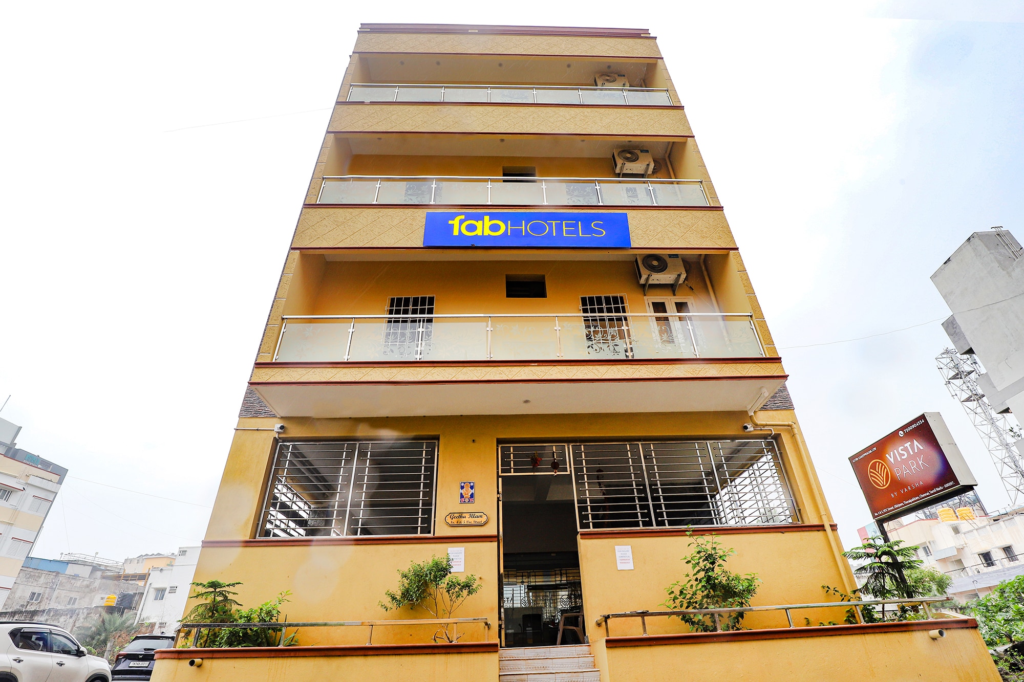 FabHotel Vista Park - OMR Chennai - Reviews, Photos & Offer