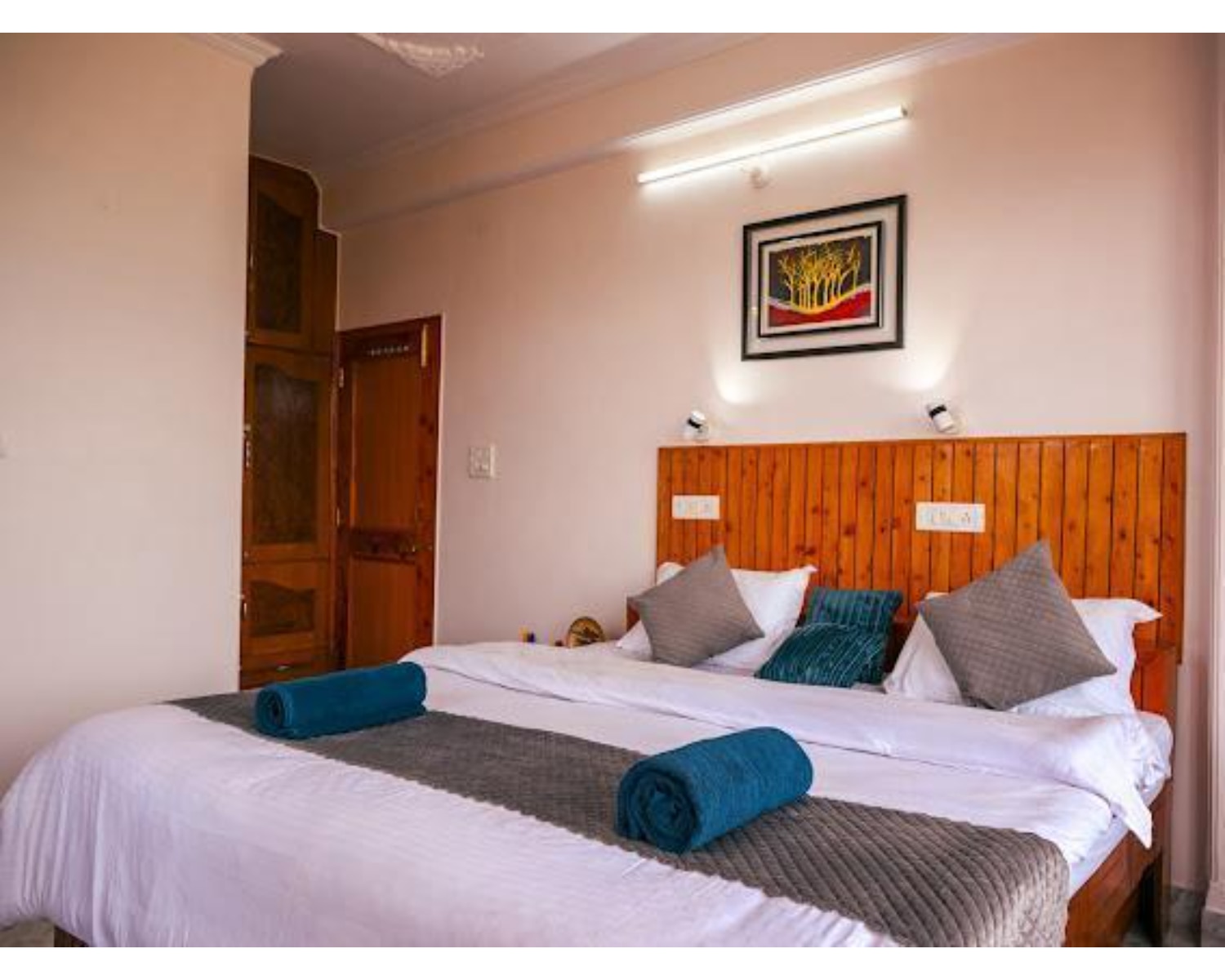 Shri Villa Homestay 𝗕𝗢𝗢𝗞 Shimla Villa