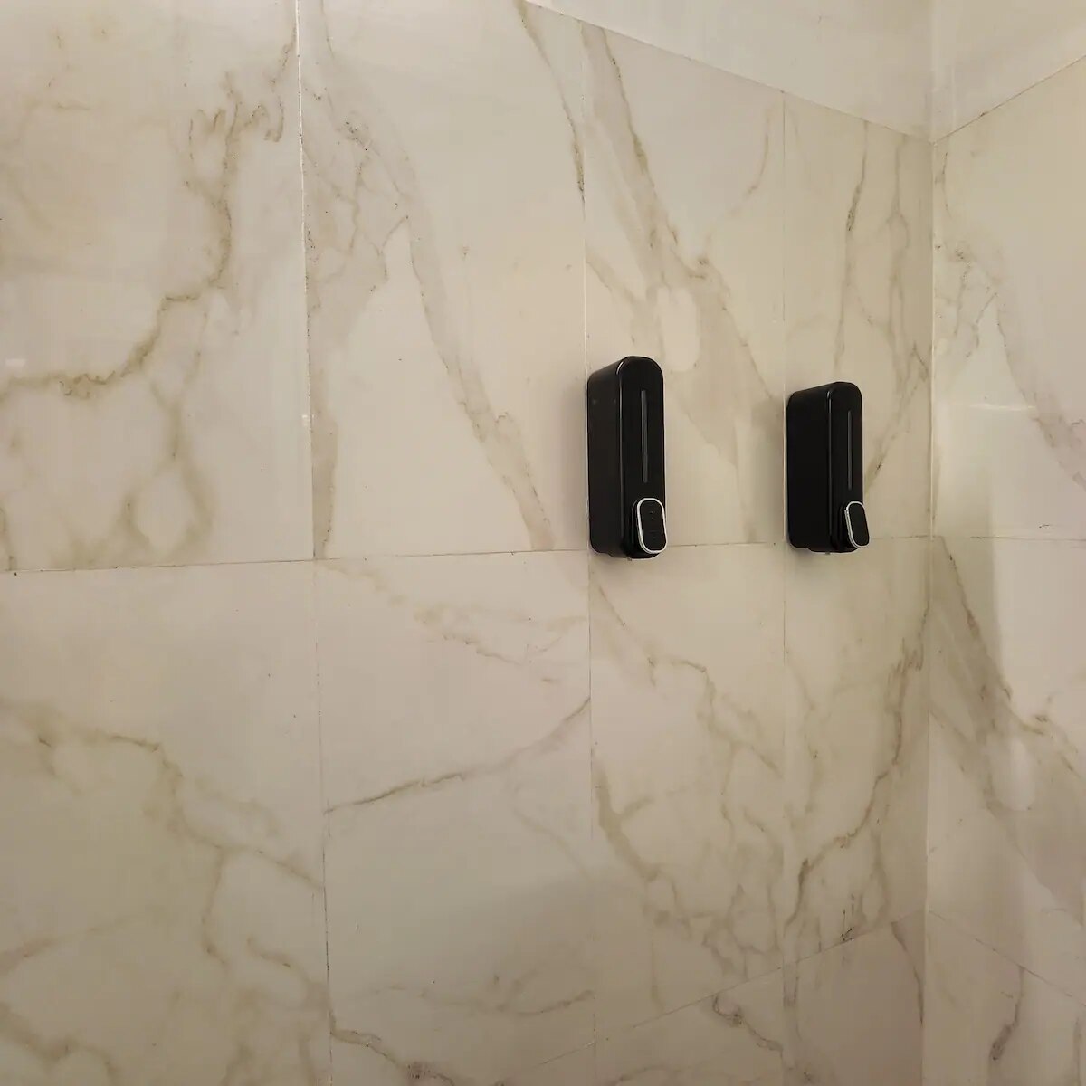 The Nest Lakhnau Luxe 65inch TV Apart-hotel Lucknow - Reviews, Photos ...