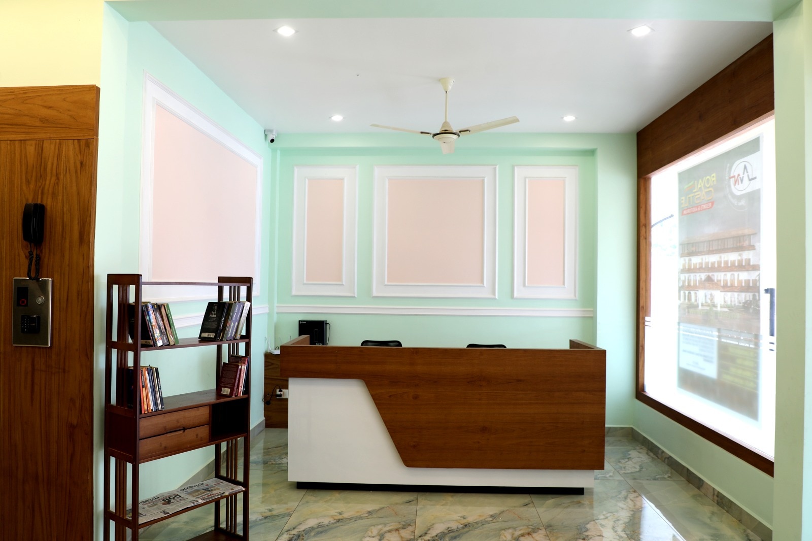 Royal Castle 𝗕𝗢𝗢𝗞 Wayanad Hotel