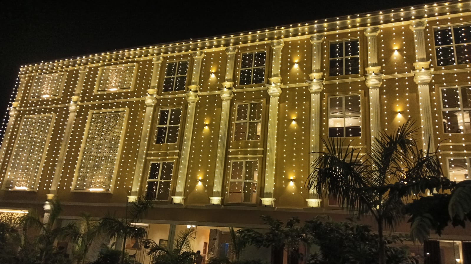 Santorini Resort Mampur Bana - Reviews, Photos & Offer