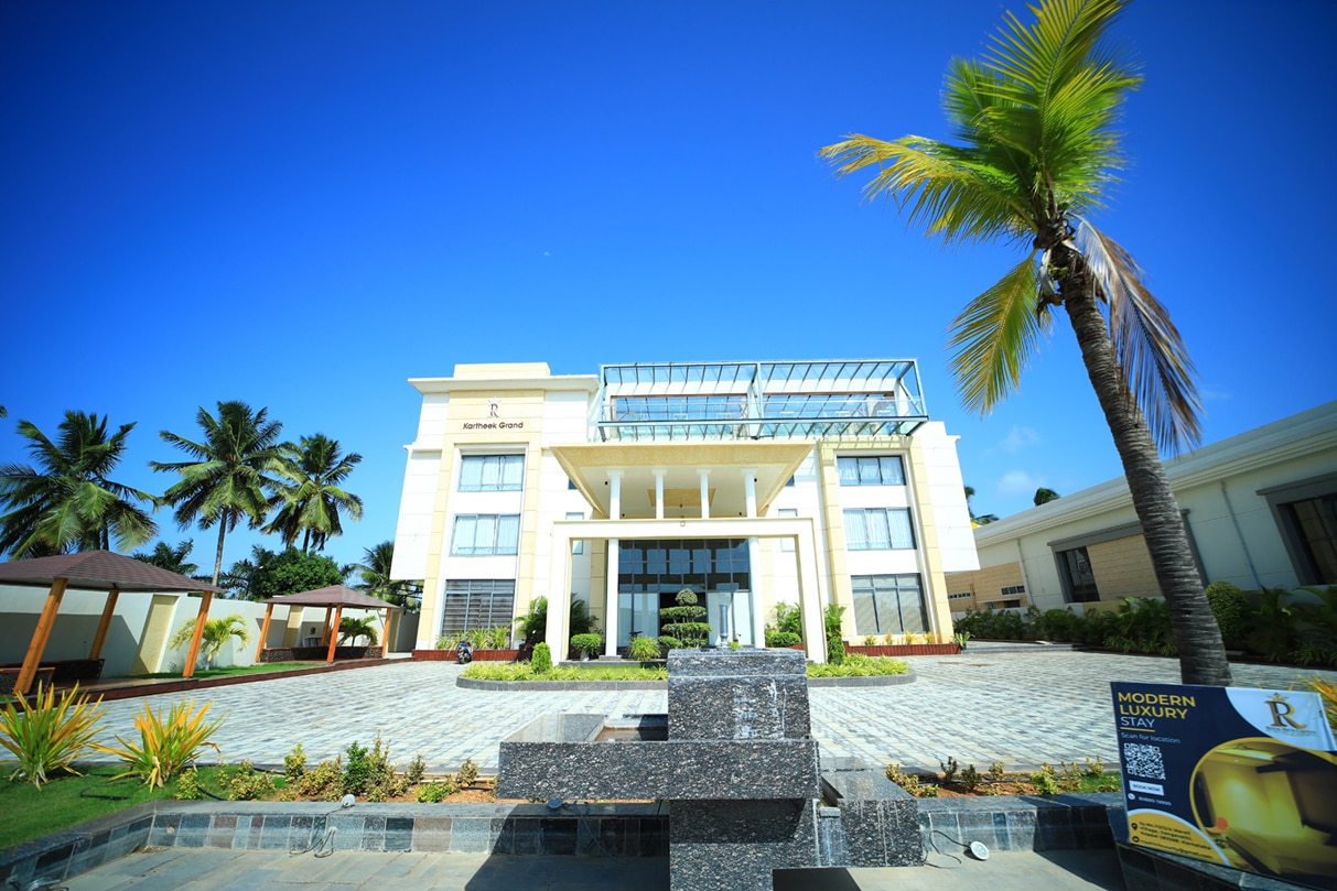 Royal Rich County 𝗕𝗢𝗢𝗞 Gangavathi Hotel