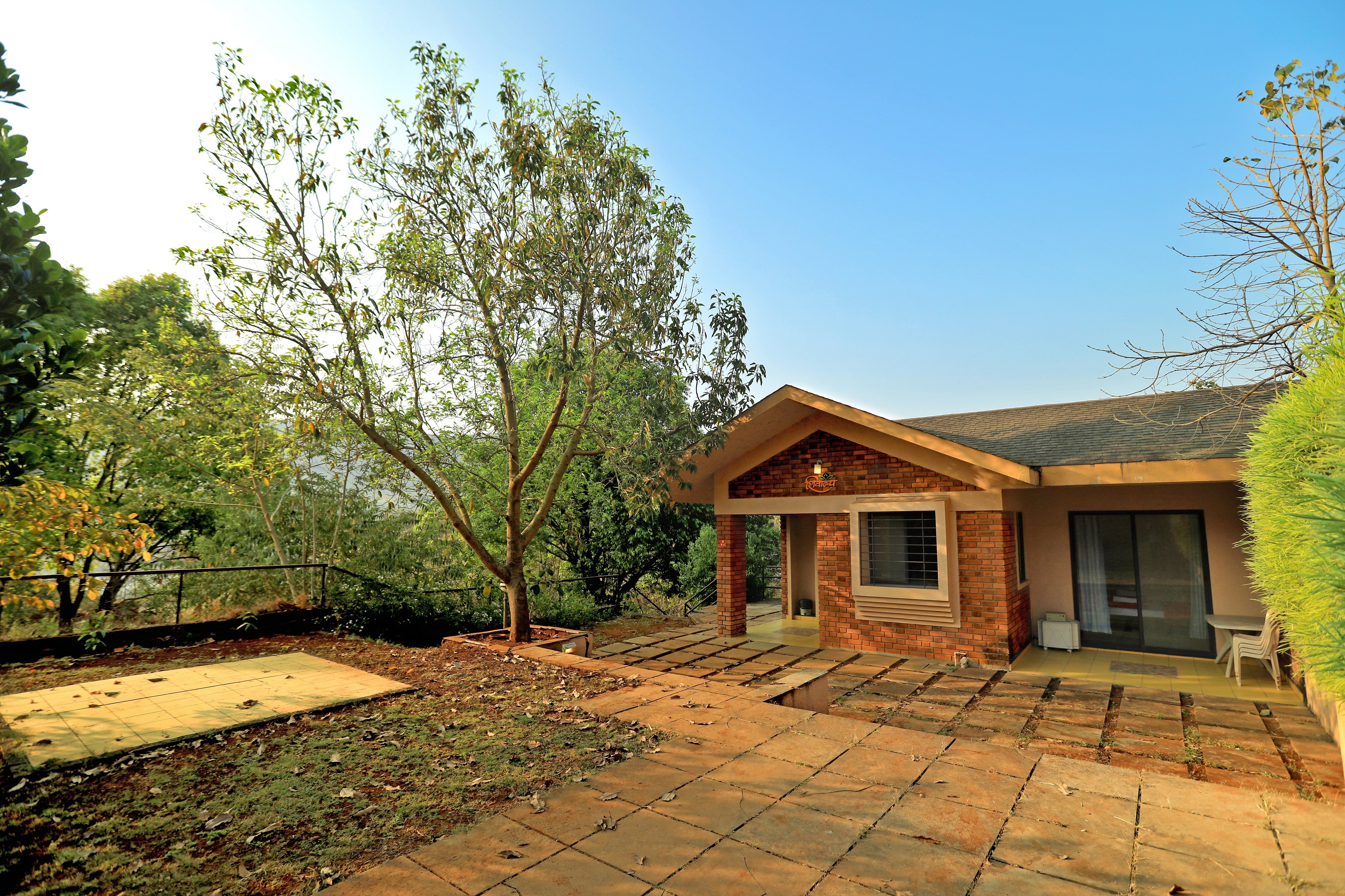 Casuarina Resort Park Pasure 𝗕𝗢𝗢𝗞 Bhor Villa
