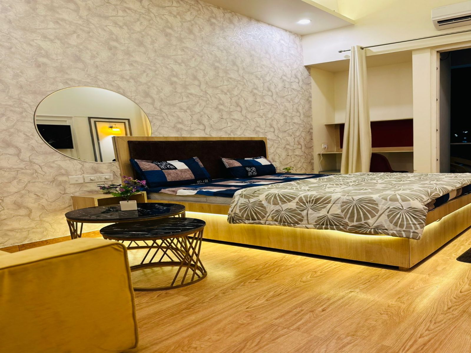 Reviews of The forest stay luxury stay at Gaur City Mall greater Noida ...