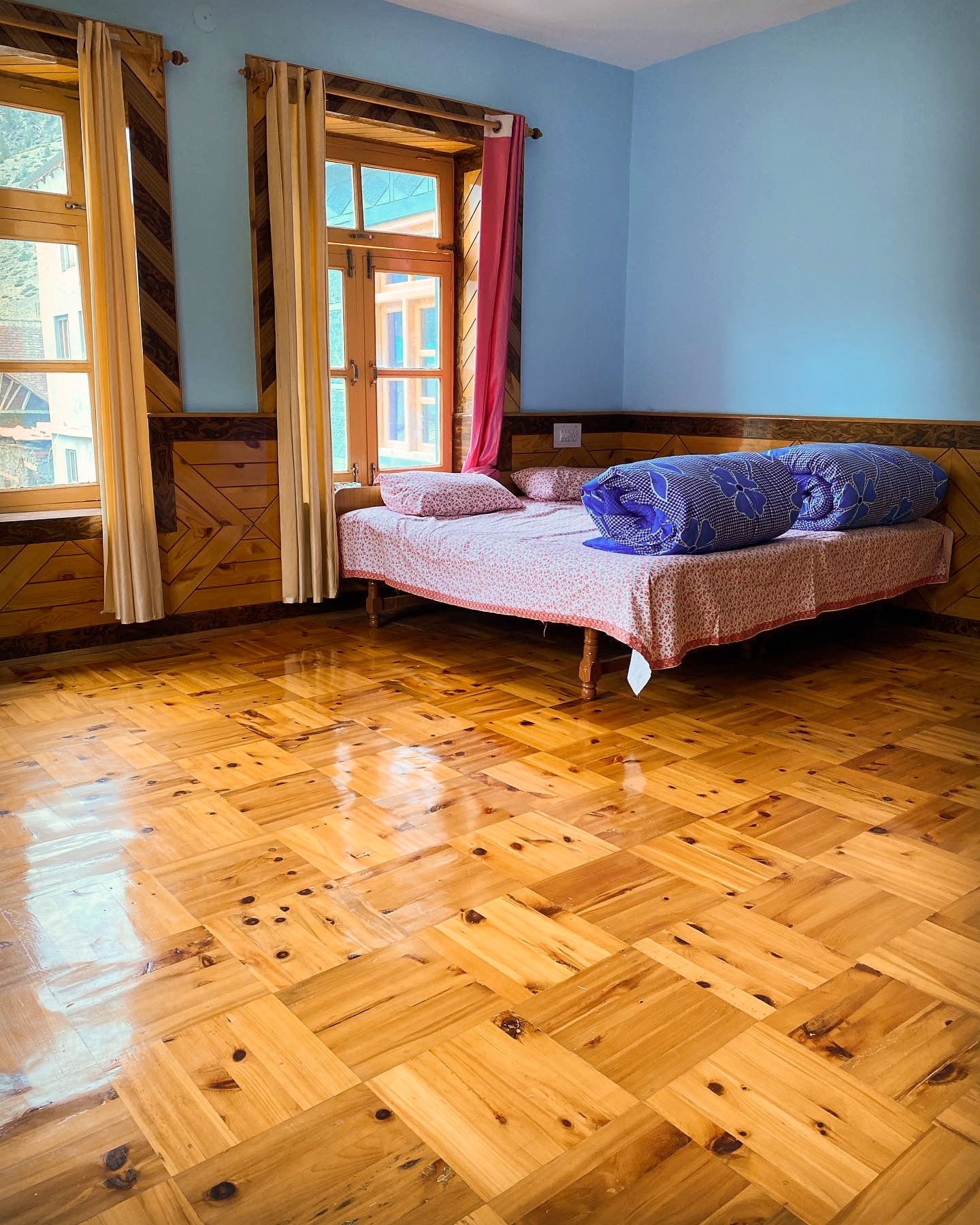 Musafir Homestay Rashil 𝗕𝗢𝗢𝗞 Lahaul Homestay