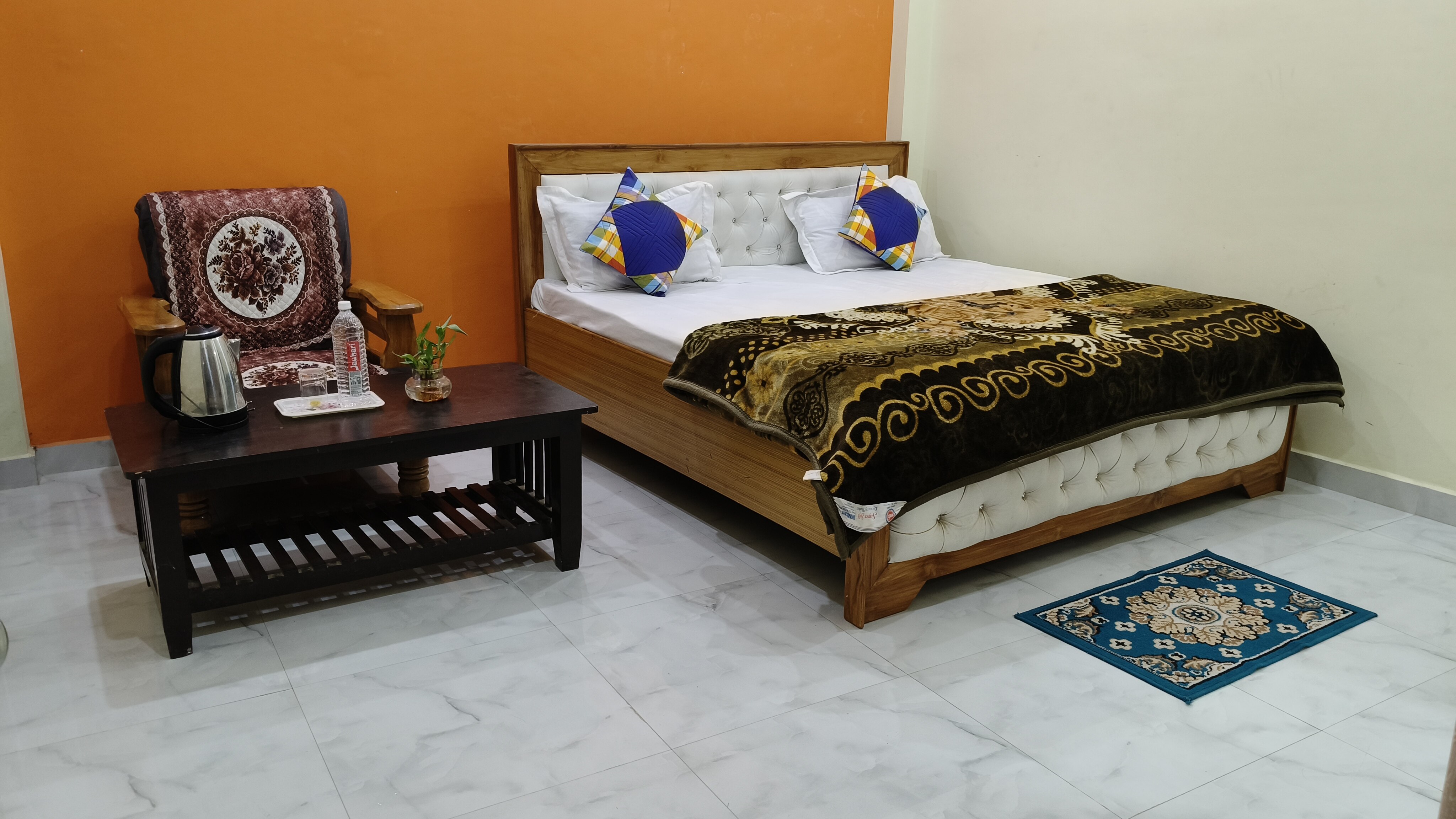 Sri Narayan Home Stay Homestay Ayodhya - Reviews, Photos & Offer
