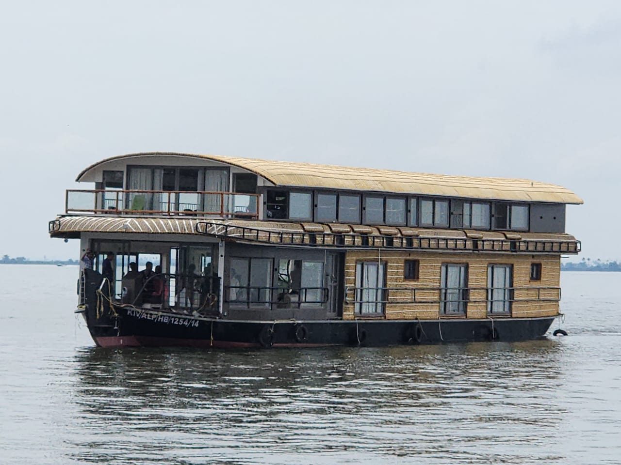 VISTARA BACKWATER CRUISE 𝗕𝗢𝗢𝗞 Alleppey Houseboat