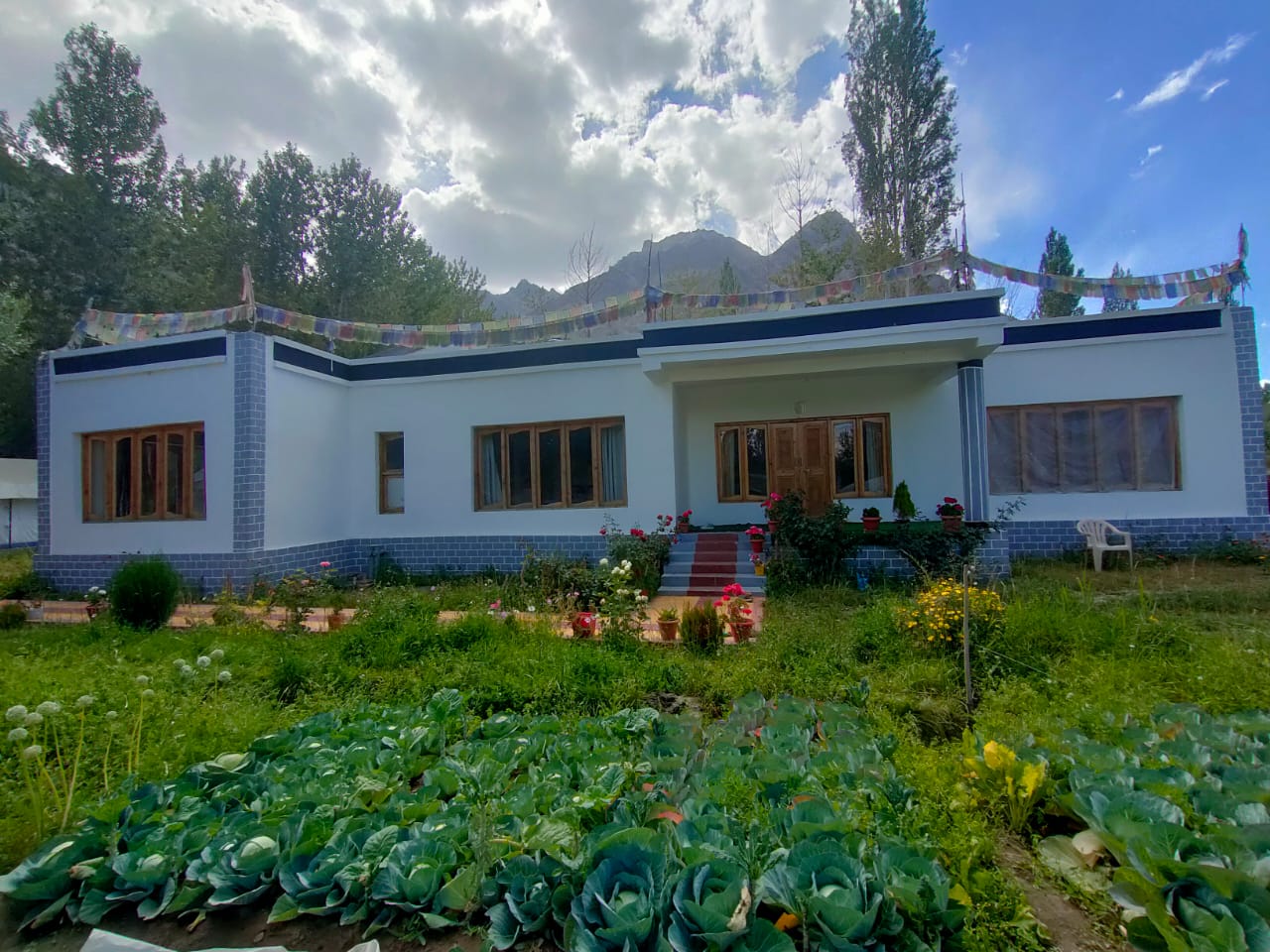 Shayok Stay 𝗕𝗢𝗢𝗞 Nubra Valley Guest House