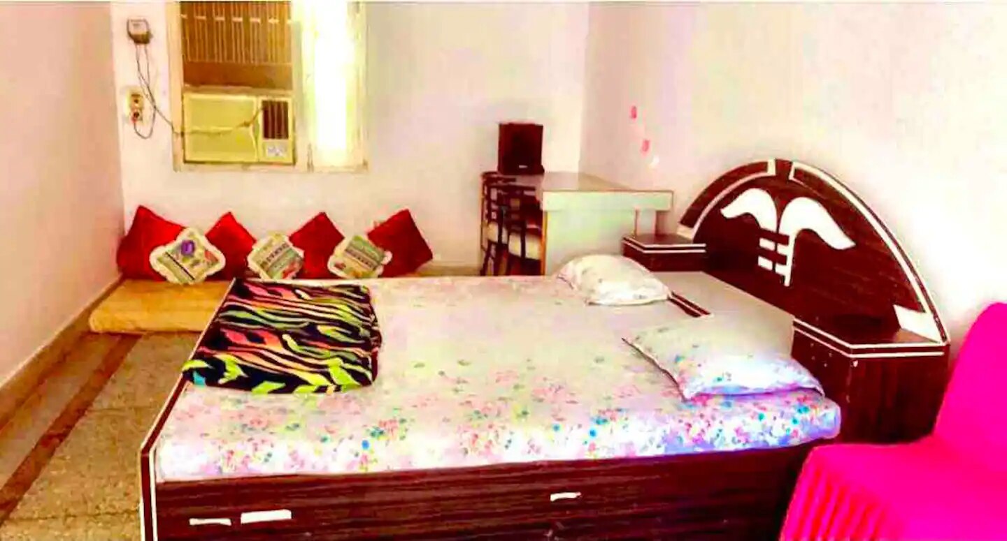 Grand Presidential Suite in our Heritage Home || Arya Nagar 𝗕𝗢𝗢𝗞 Kanpur ...