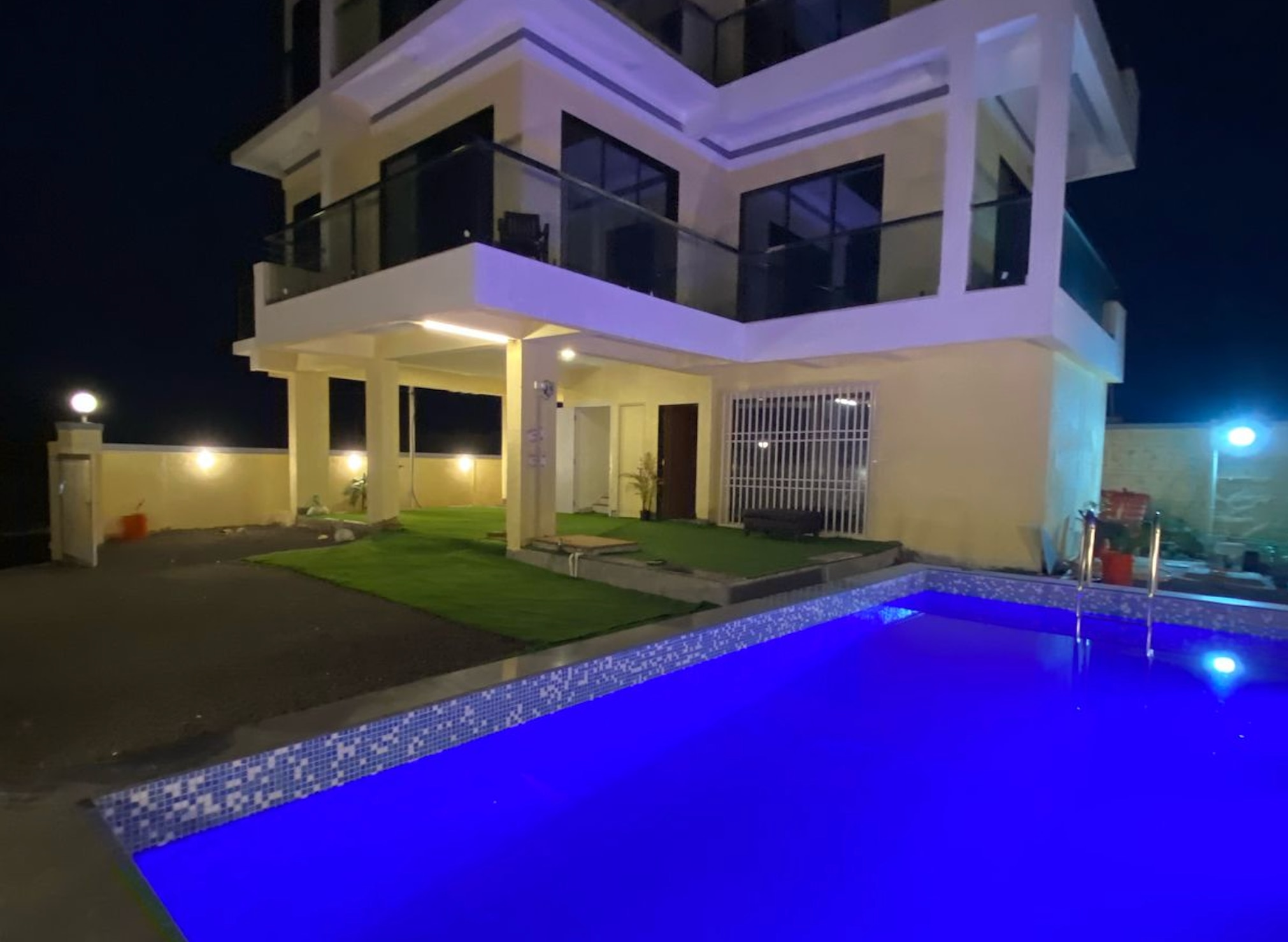 Mount Retreat Villa 4bhk Lonavala 𝗕𝗢𝗢𝗞 Lonavala Villa