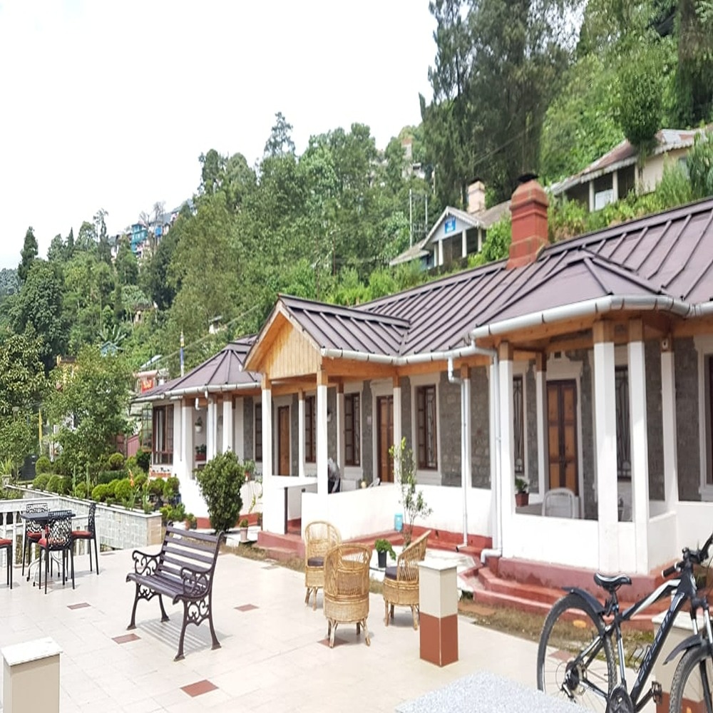 Takdah Heritage Bungalow No 10 𝗕𝗢𝗢𝗞 Darjeeling Homestay