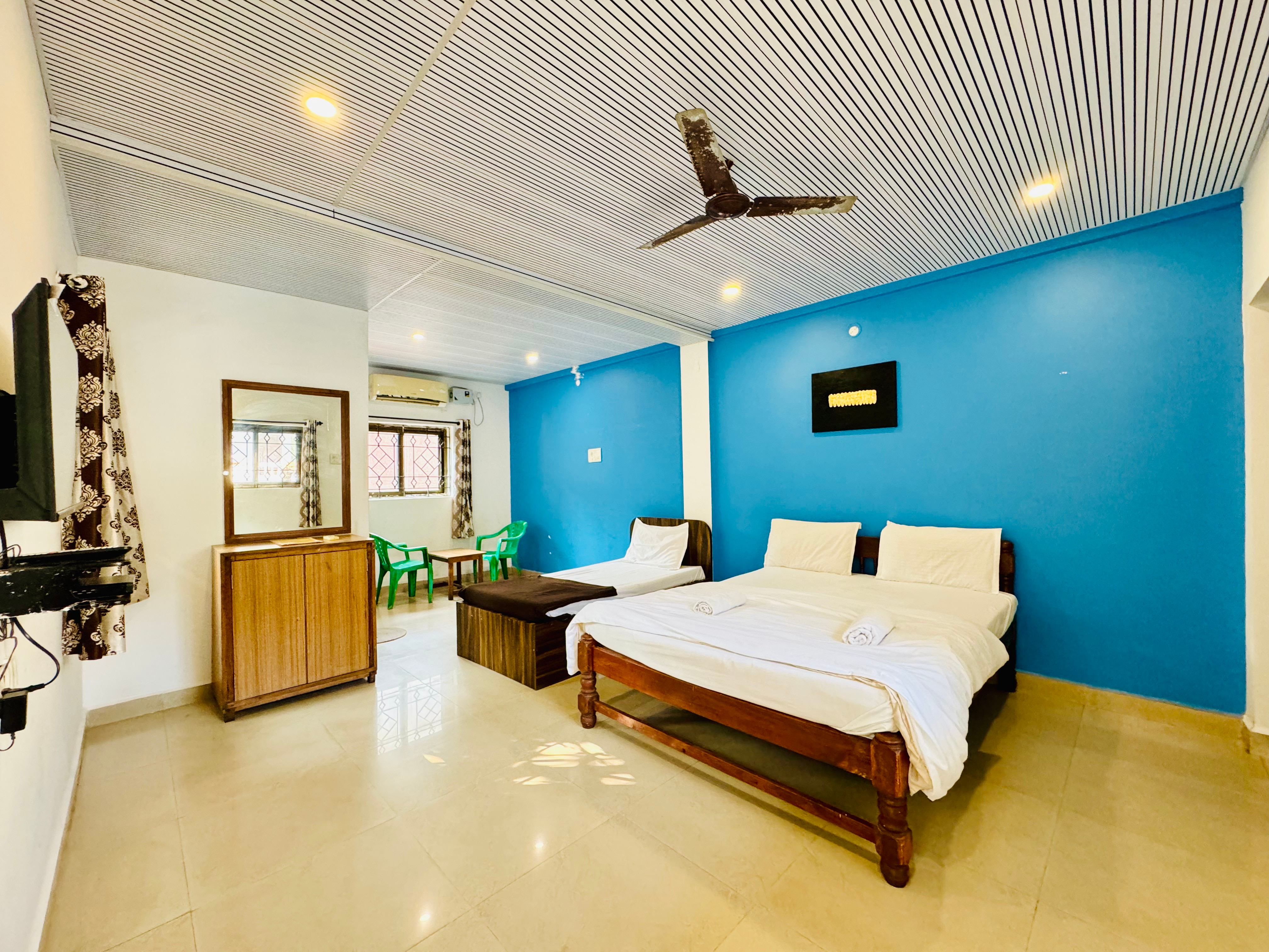 Sai Aarush 𝗕𝗢𝗢𝗞 Goa Guest House