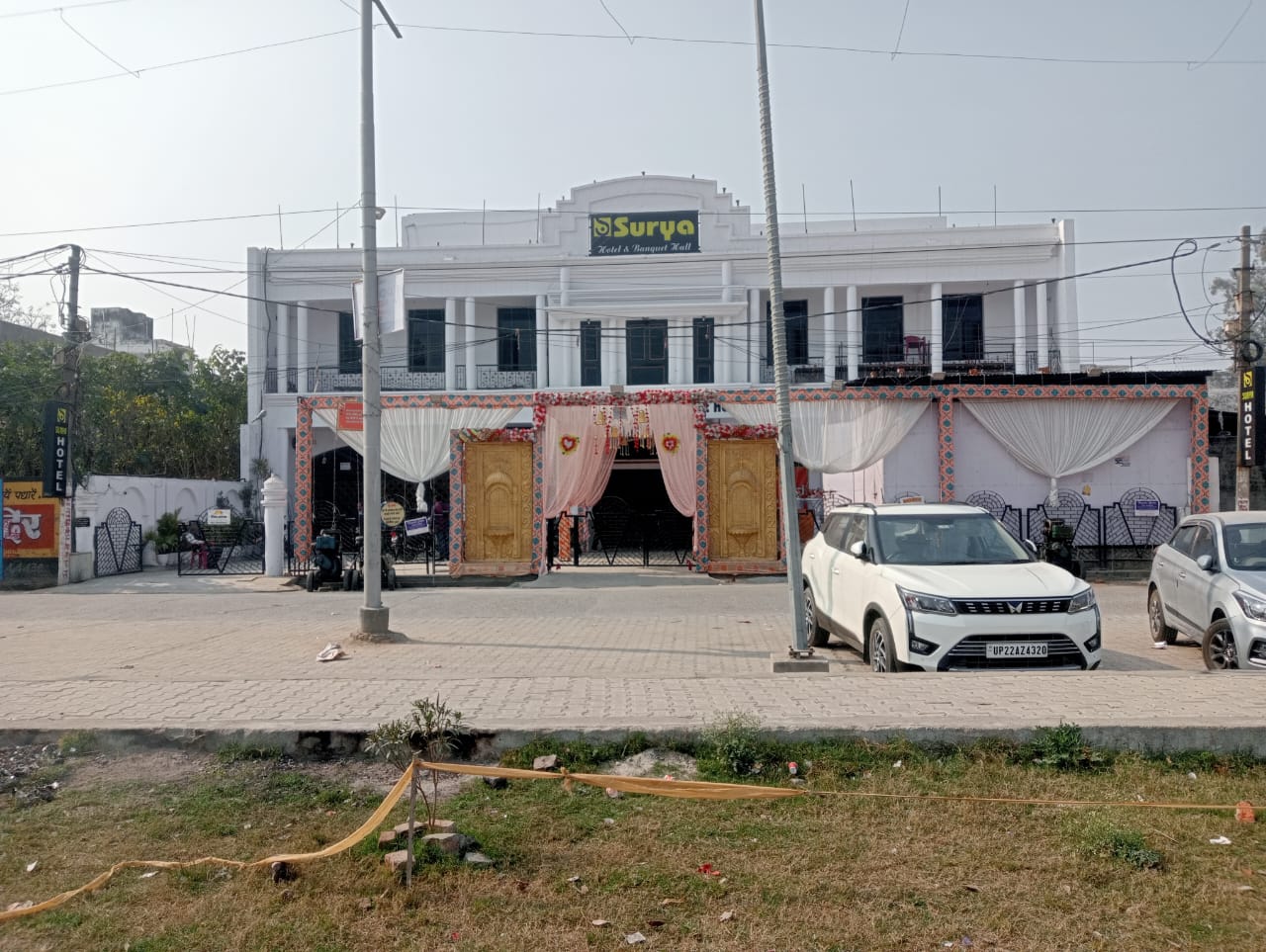 Reviews of SURYA HOTEL AND BANQUET HALL - Hotel in Rampur (Uttar Pradesh)