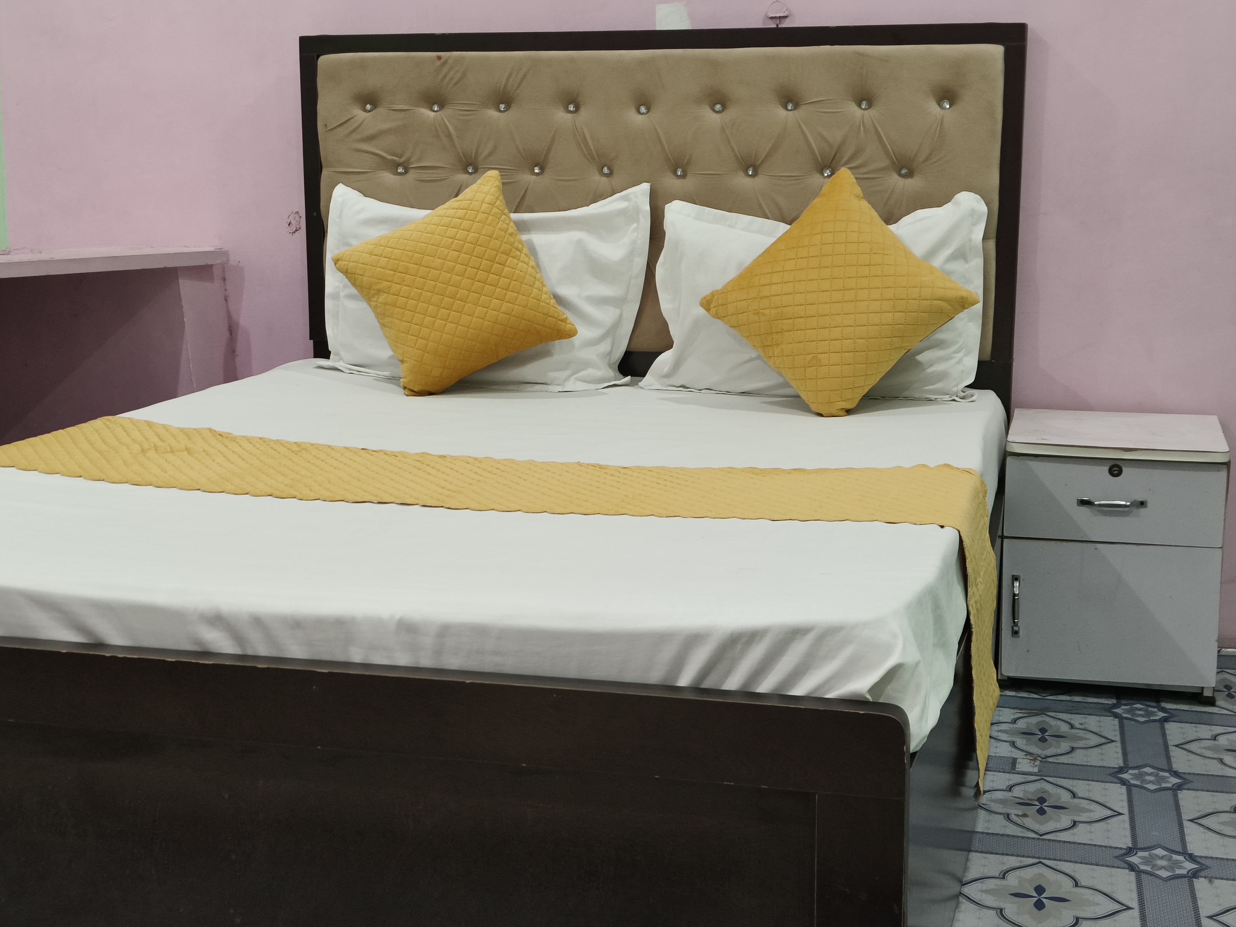 Rooms of The Rainbow Residency - Homestay in Varanasi