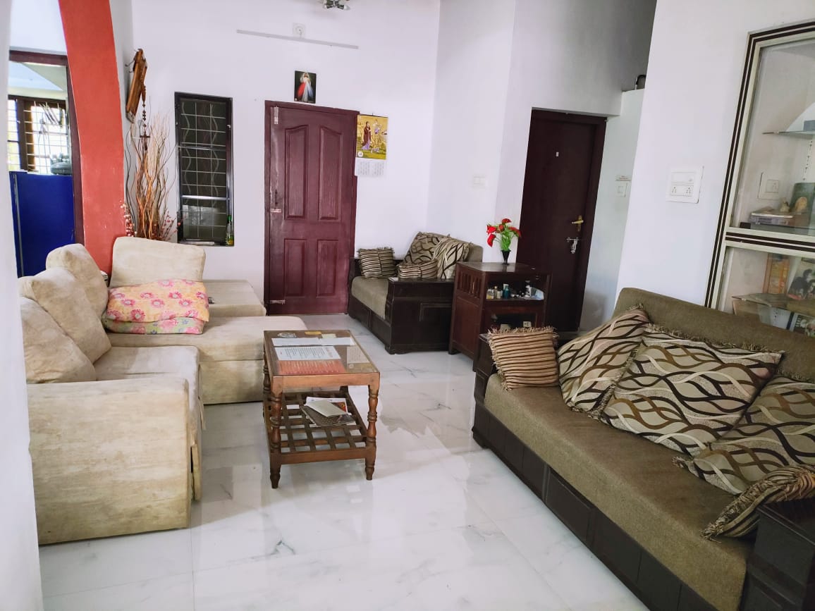 Three Bedroom Country Home with a Green Backyard, Amballur Villa ...