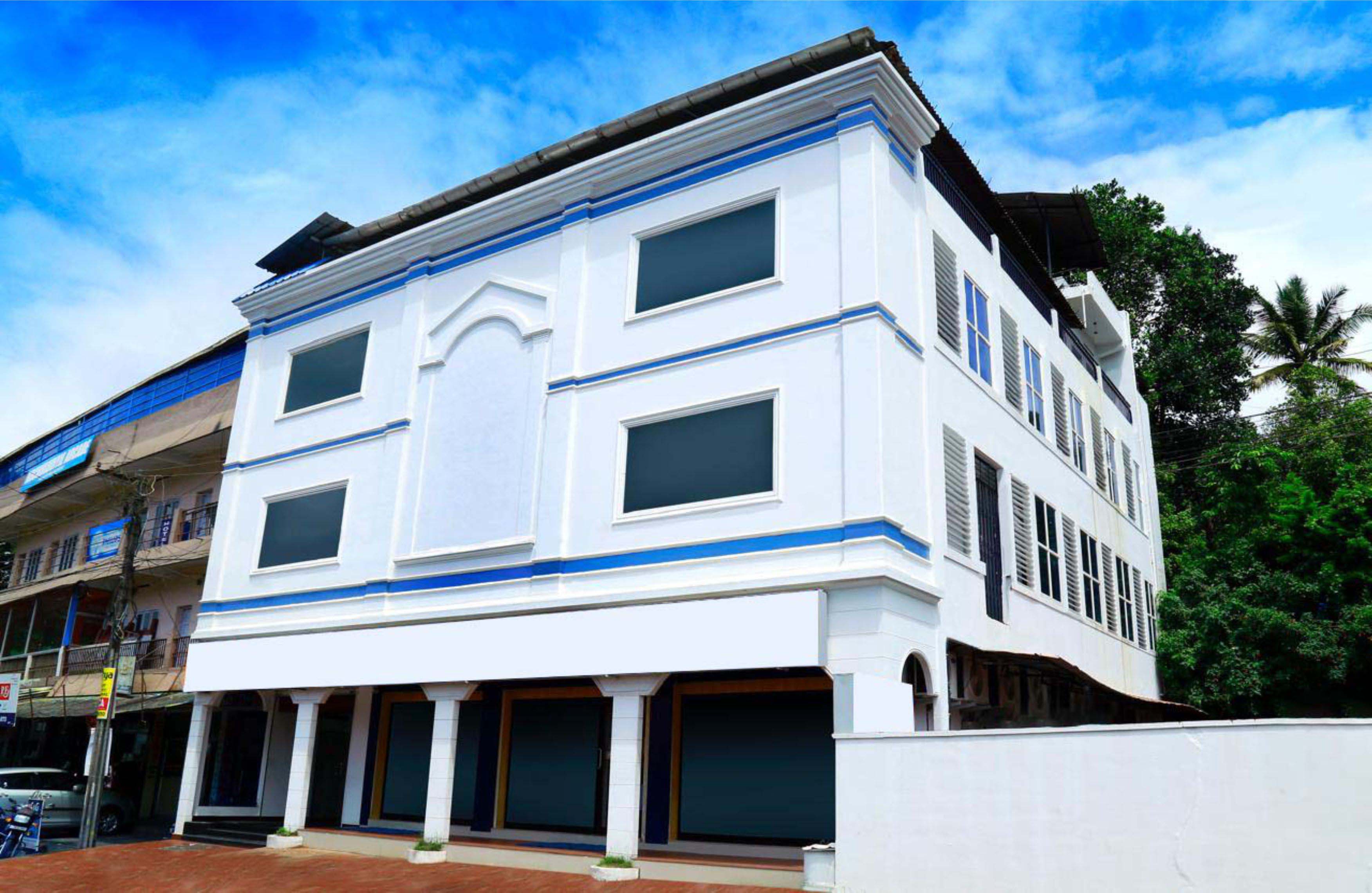 Seethal Residency 𝗕𝗢𝗢𝗞 Kattappana Hotel