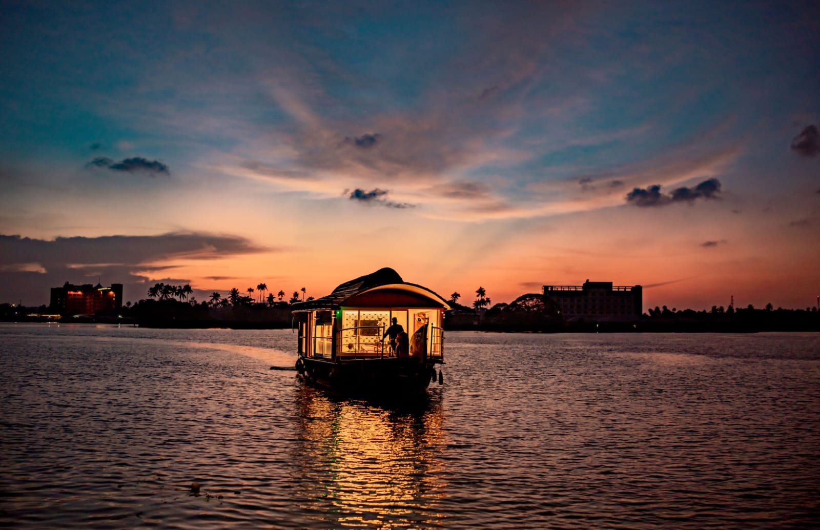 Alice Houseboats Alleppey 𝗕𝗢𝗢𝗞 Alleppey Houseboat