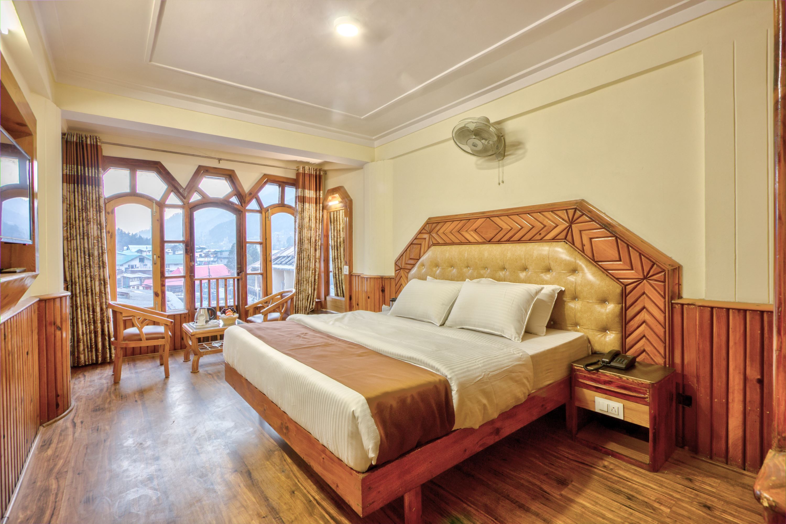 Hotel Ibex 𝗕𝗢𝗢𝗞 Manali Hotel