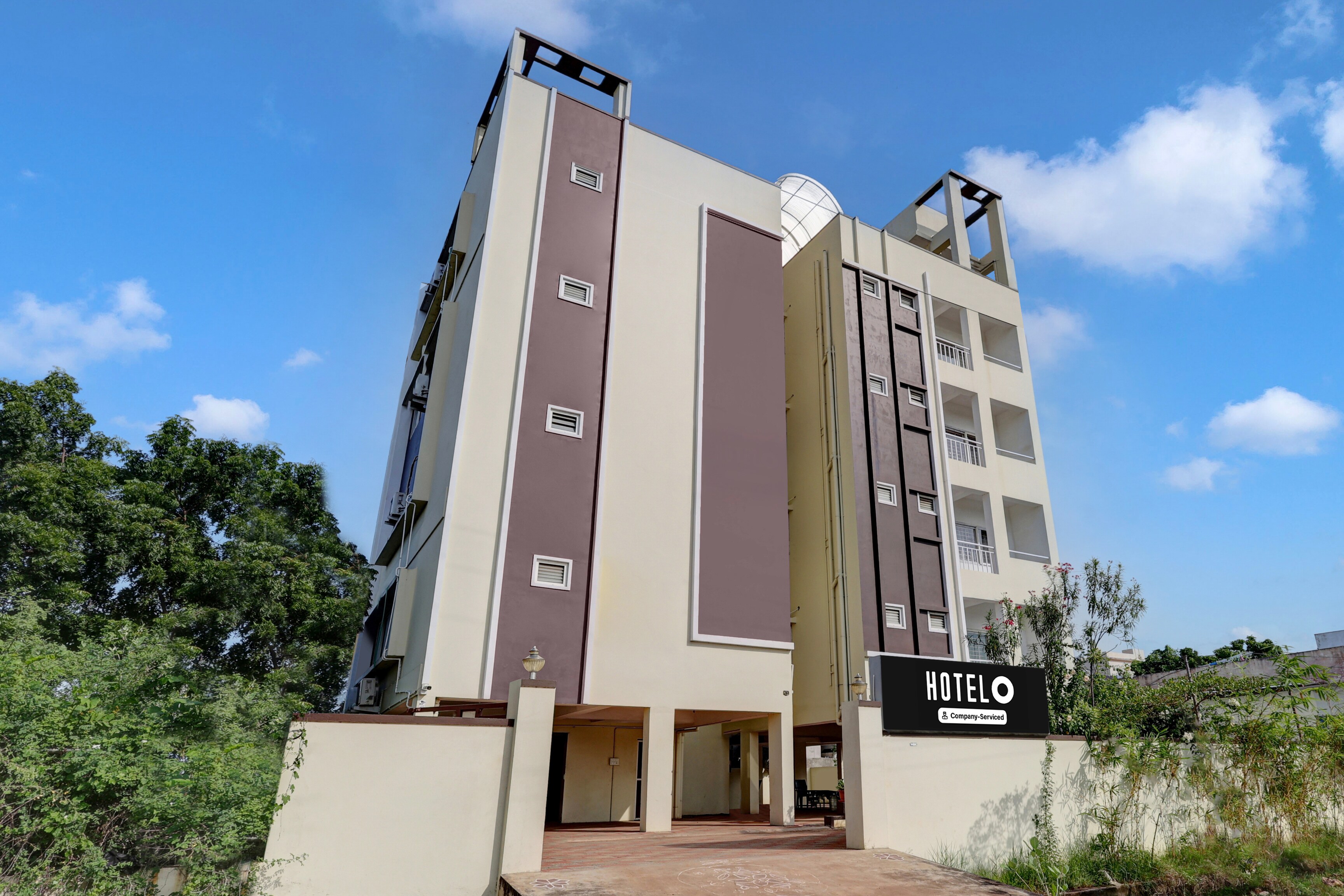 Super OYO Hotel O Ramaraopet Near Kakinada Beach 𝗕𝗢𝗢𝗞 Kakinada Hotel